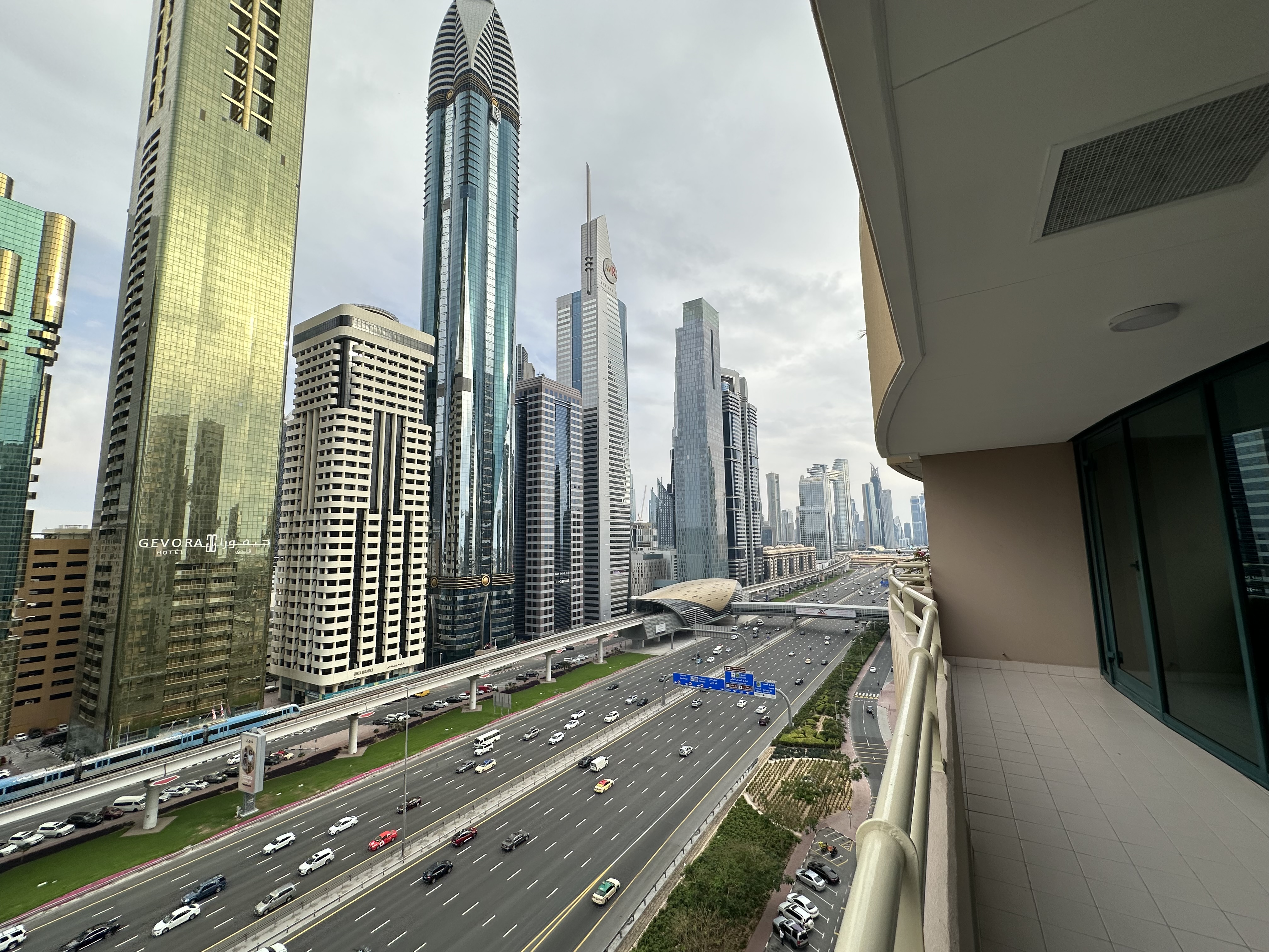 DXB Tower, Sheikh Zayed Road Guide | Bayut