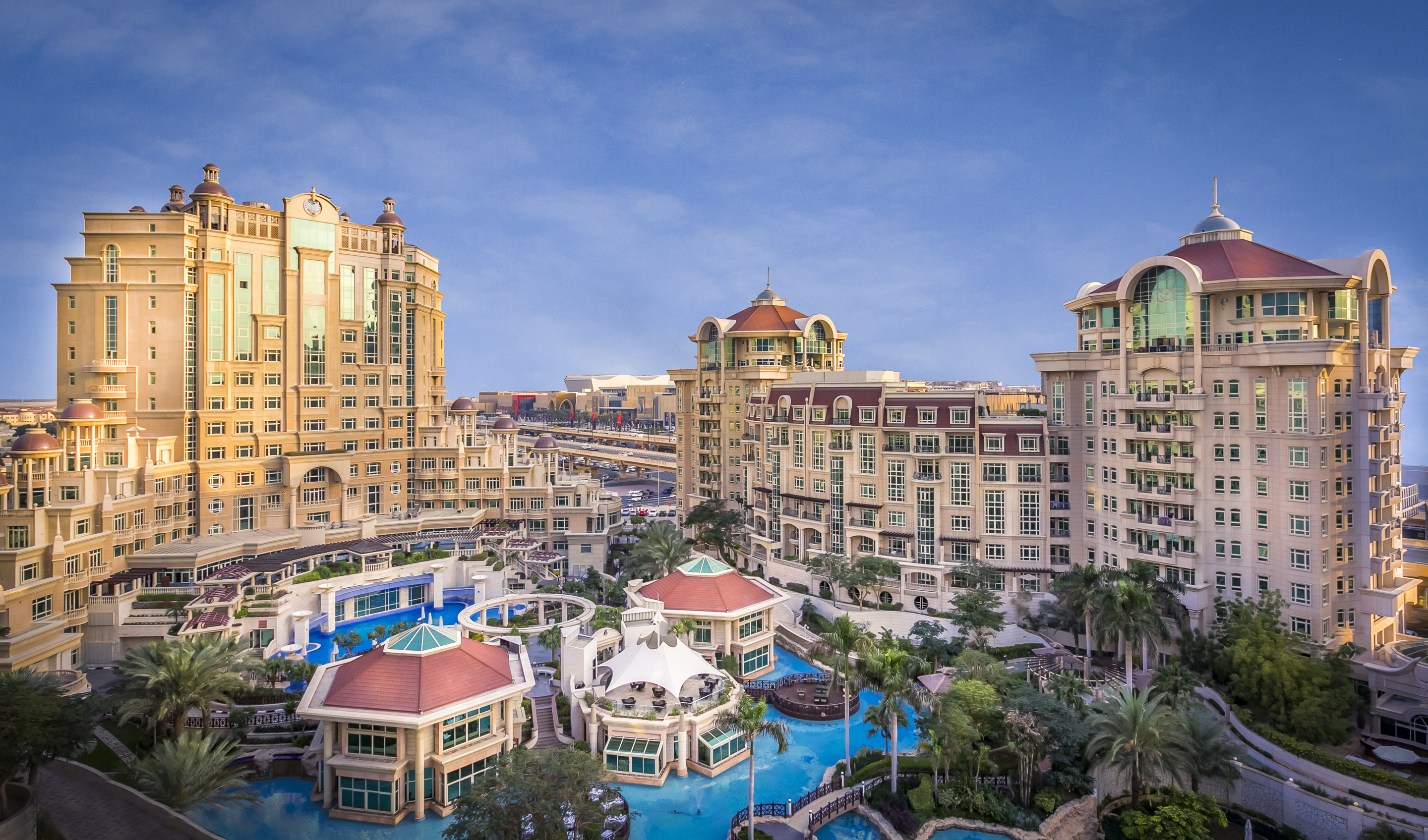 Al Murooj Complex Building Guide | Bayut