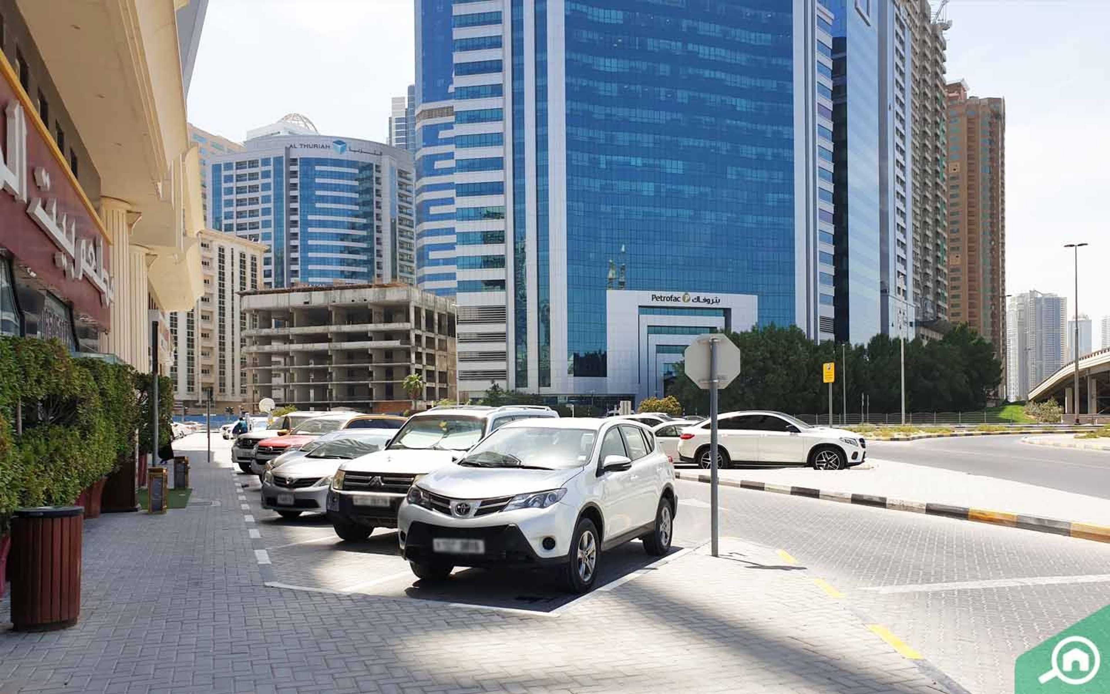 Al Ghanem Business Center Building Guide | Bayut