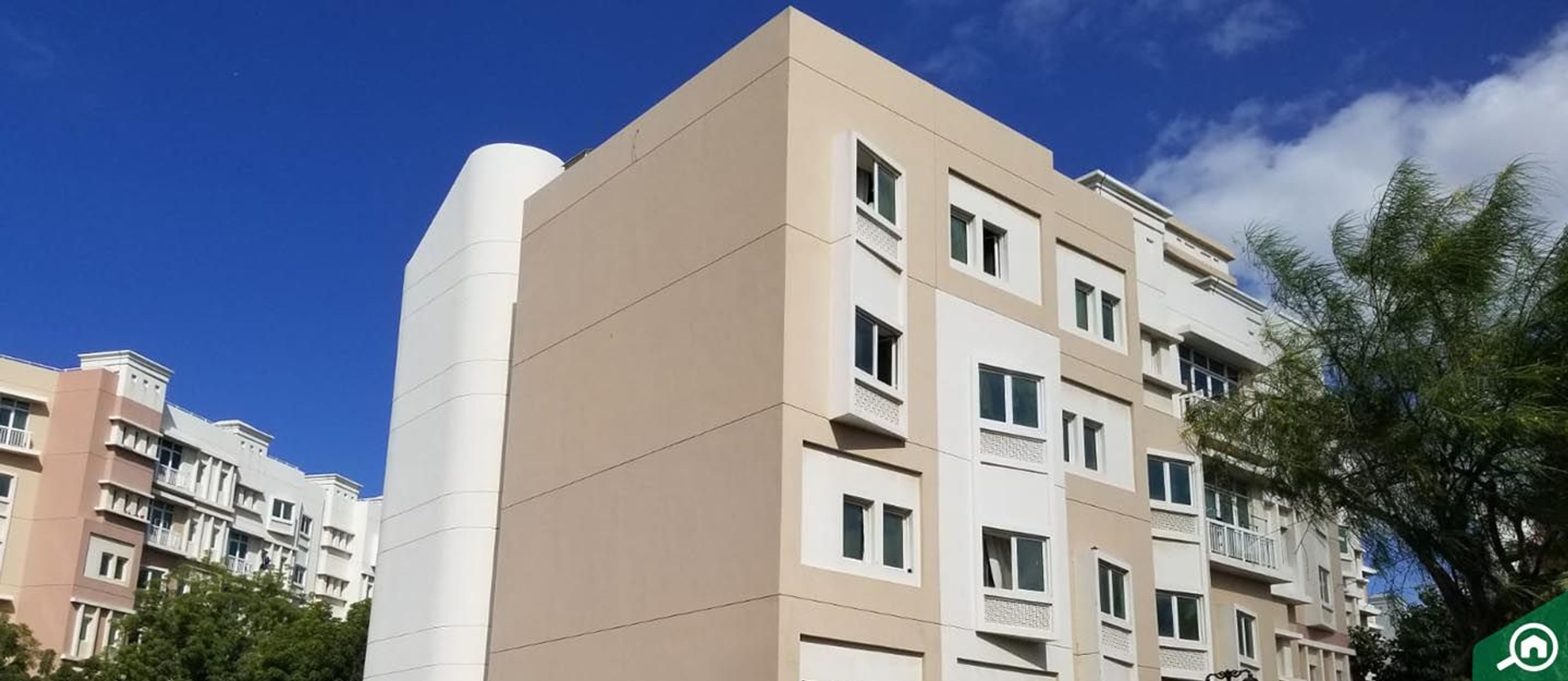 Building 24 Discovery Gardens Guide | Bayut