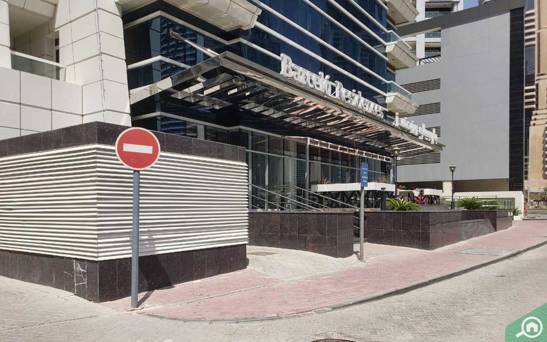 Barcelo Residences, Dubai Marina Building Guide | Bayut