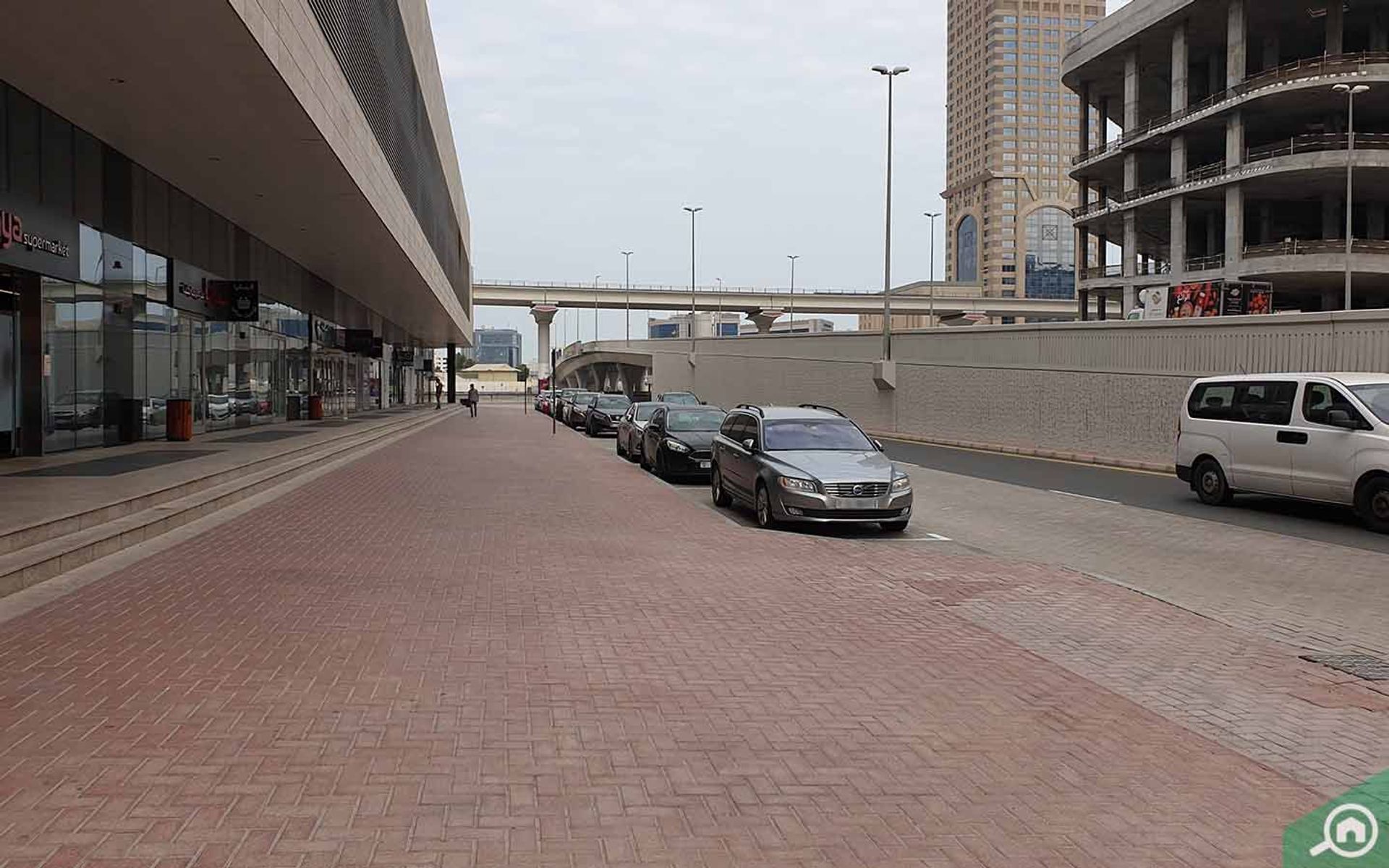The Onyx Tower Dubai Guide | Bayut