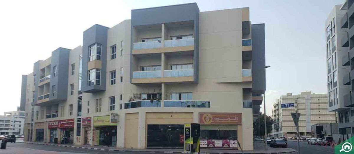 Al Karama Building Guides: Properties, Prices, Service Charges ...