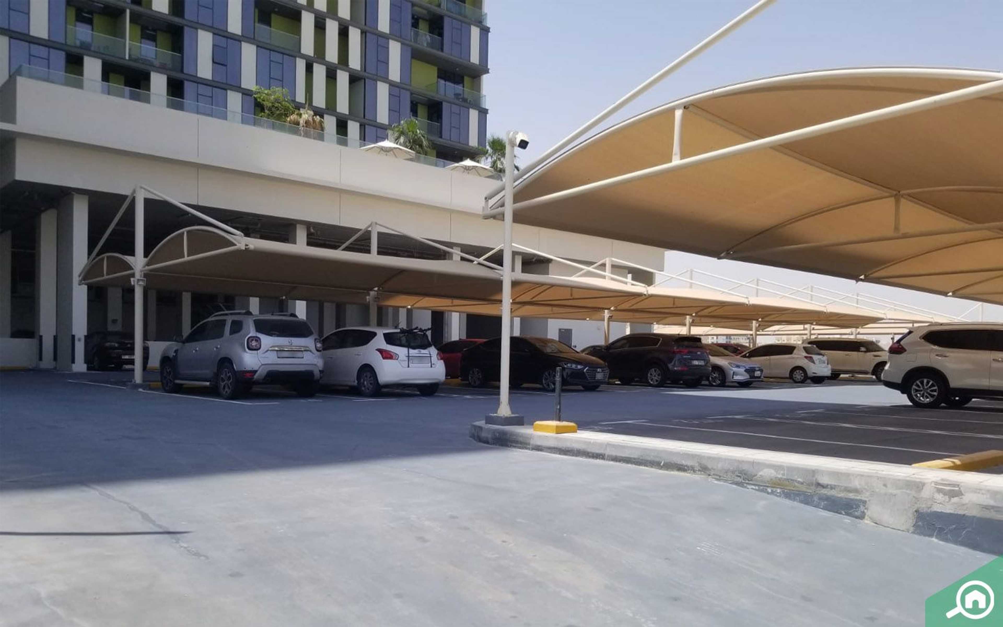 C2 Boulevard Apartments Building Guide | Bayut