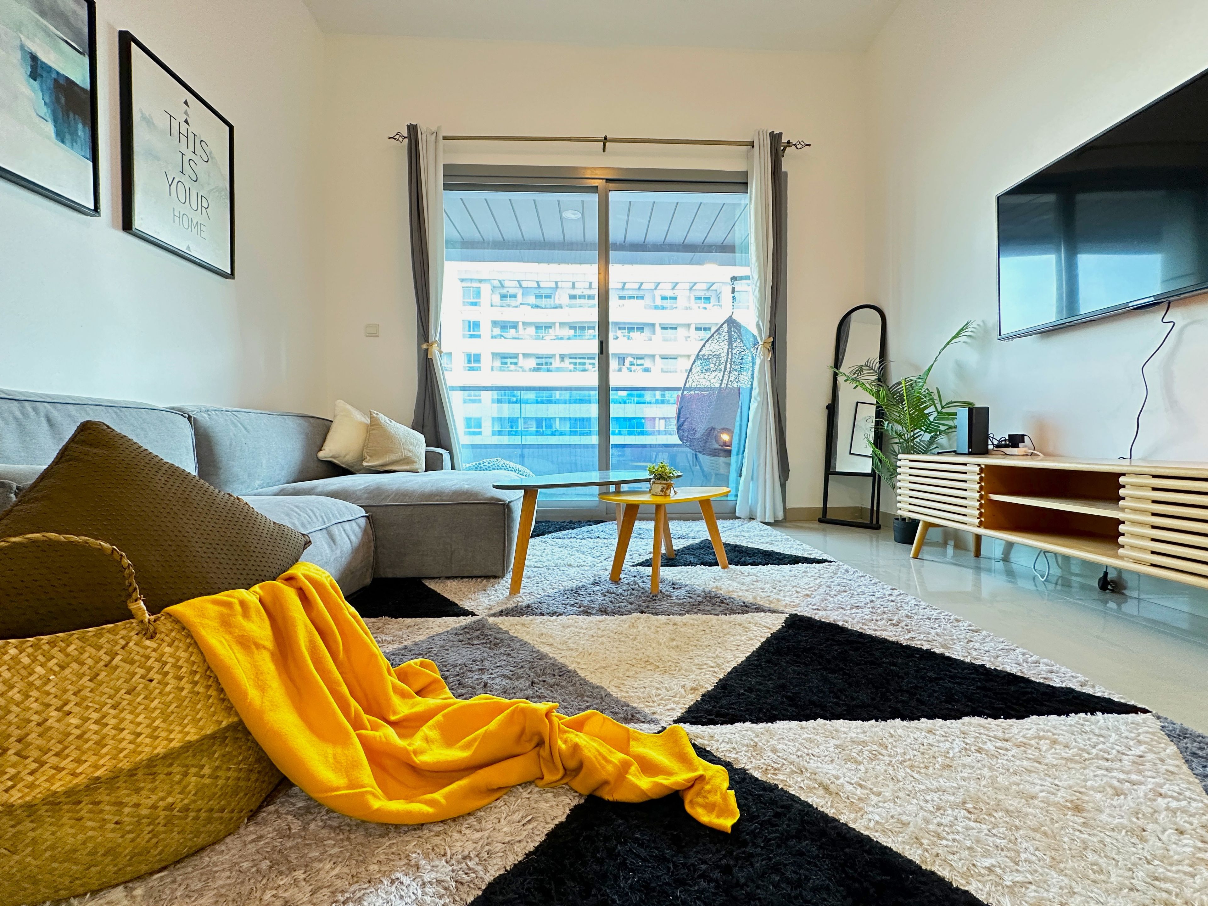 Al Zarooni Building, Dubai Marina Guide | Bayut