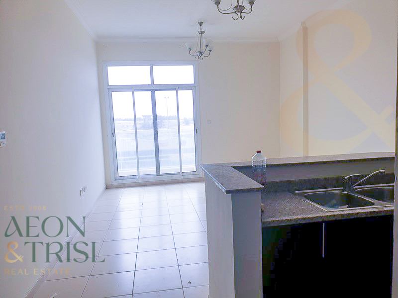 Queue Point, Liwan Building Guide | Bayut