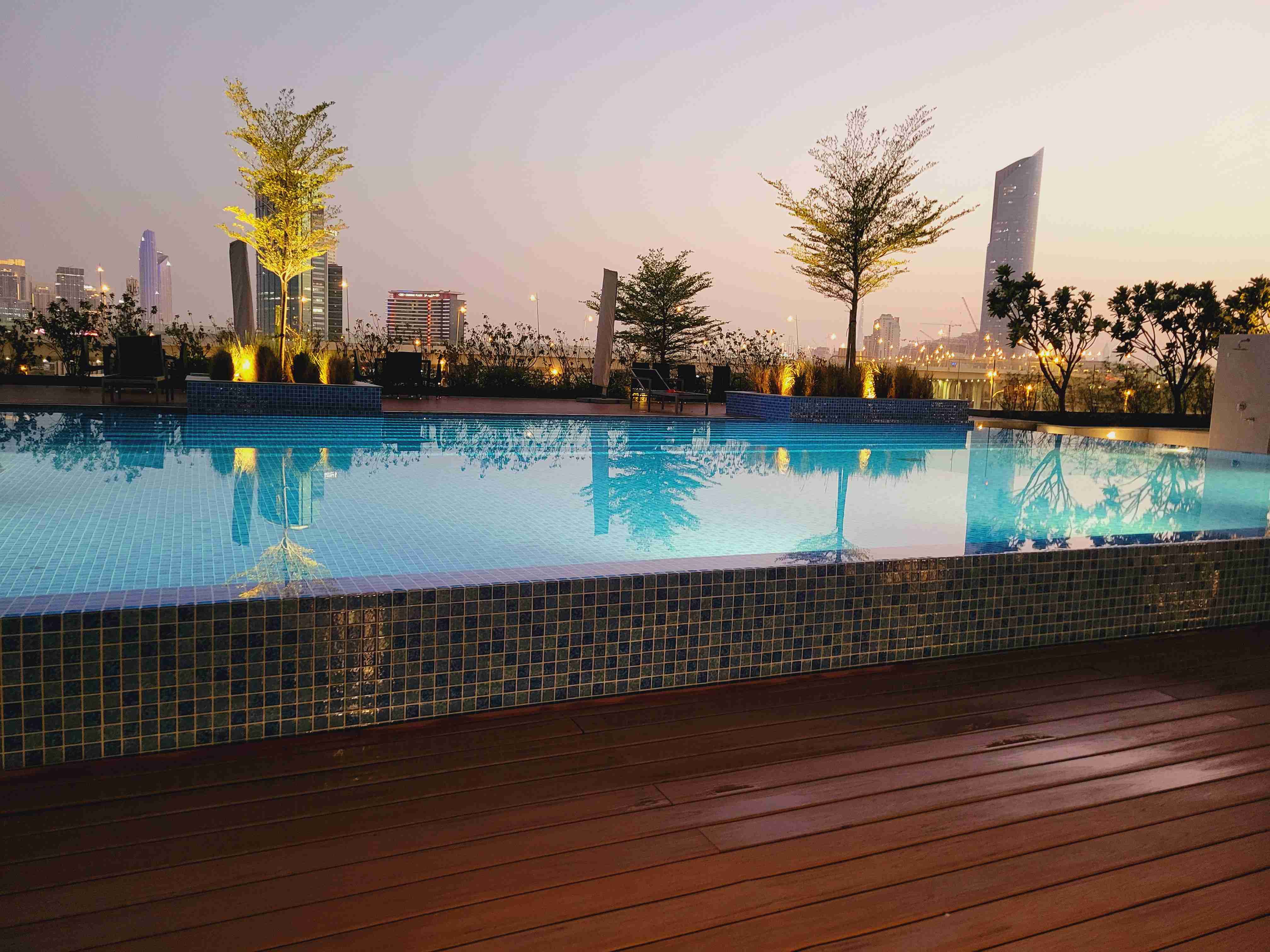 Al Garhoud Area Guide | Bayut