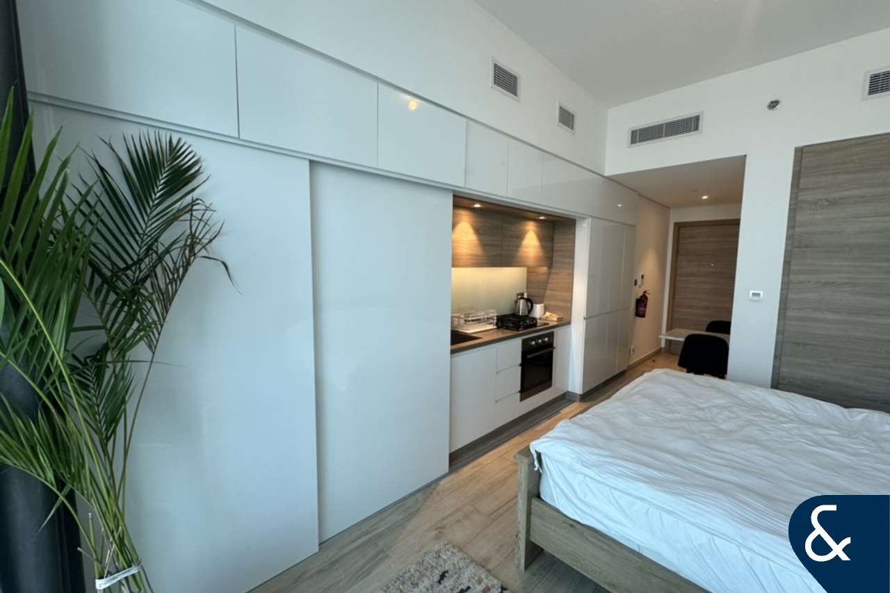 Studio One Tower, Dubai Marina Guide | Bayut