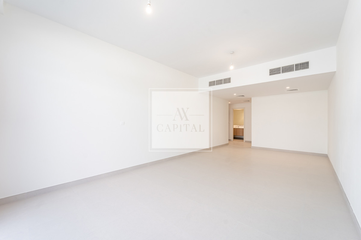 The Pulse Beachfront Dubai South Area Guide | Bayut