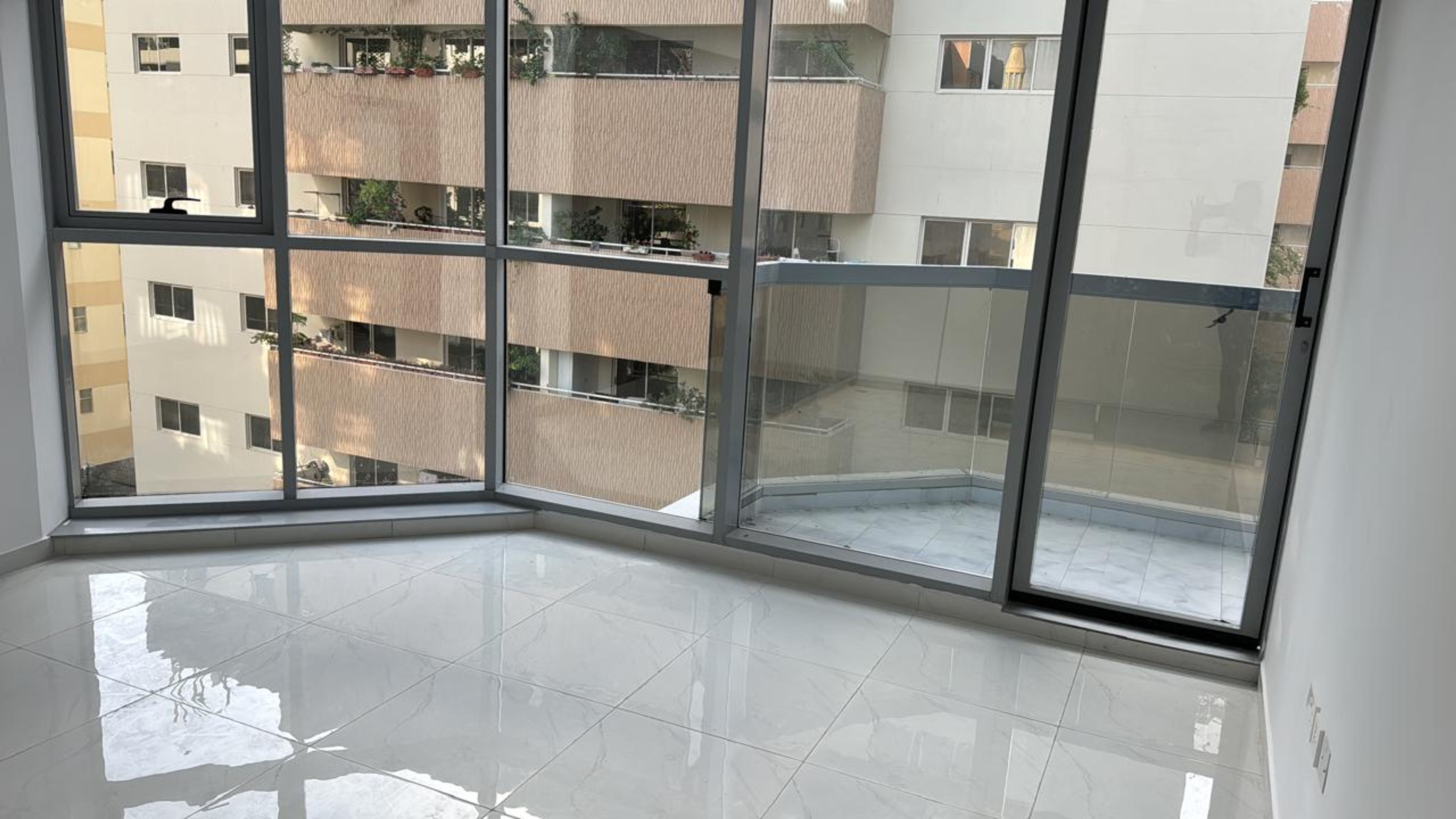 Al Bafta Grand Bur Dubai Building Guide | Bayut