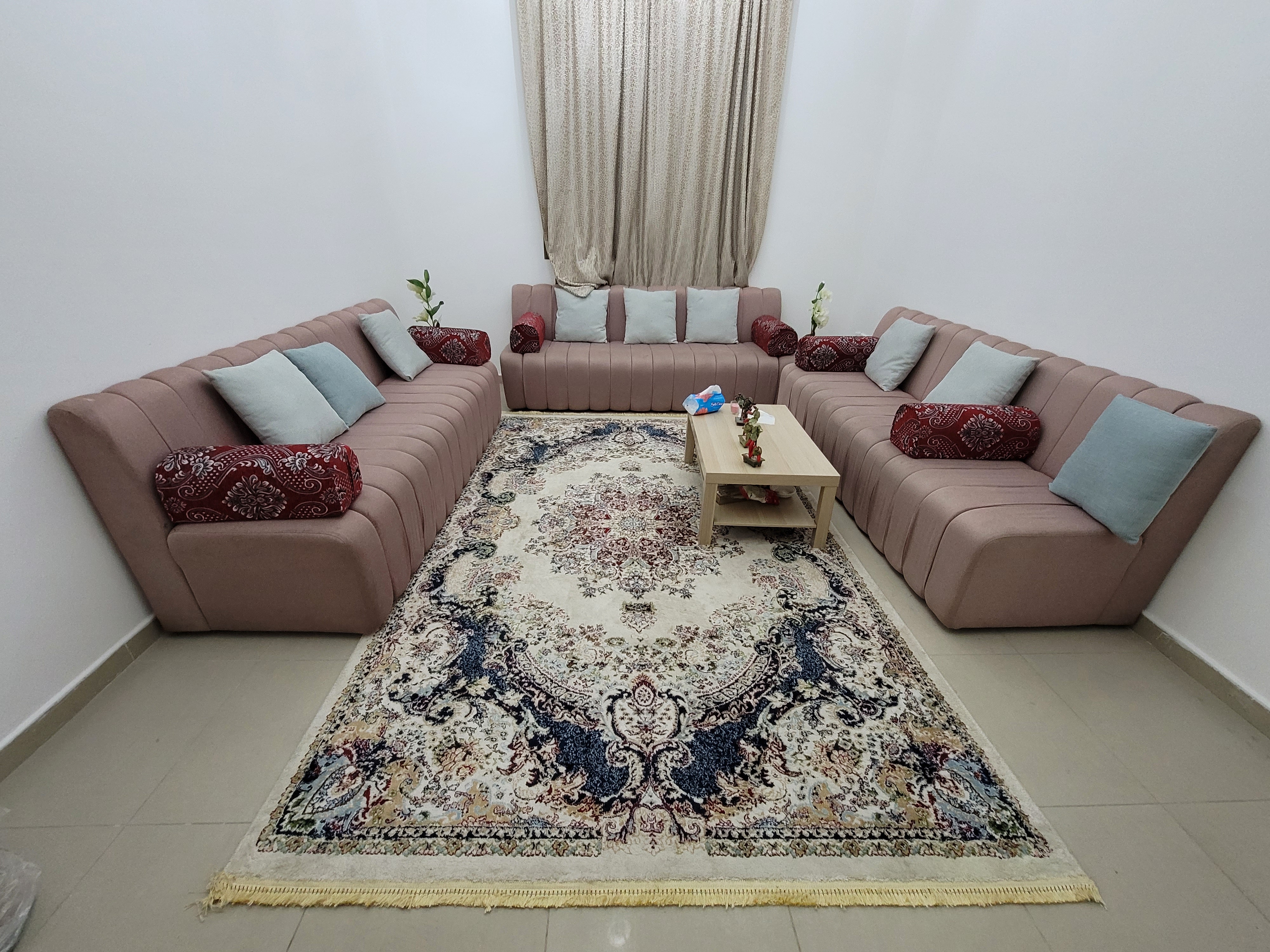 Al Khan Building Guide | Bayut