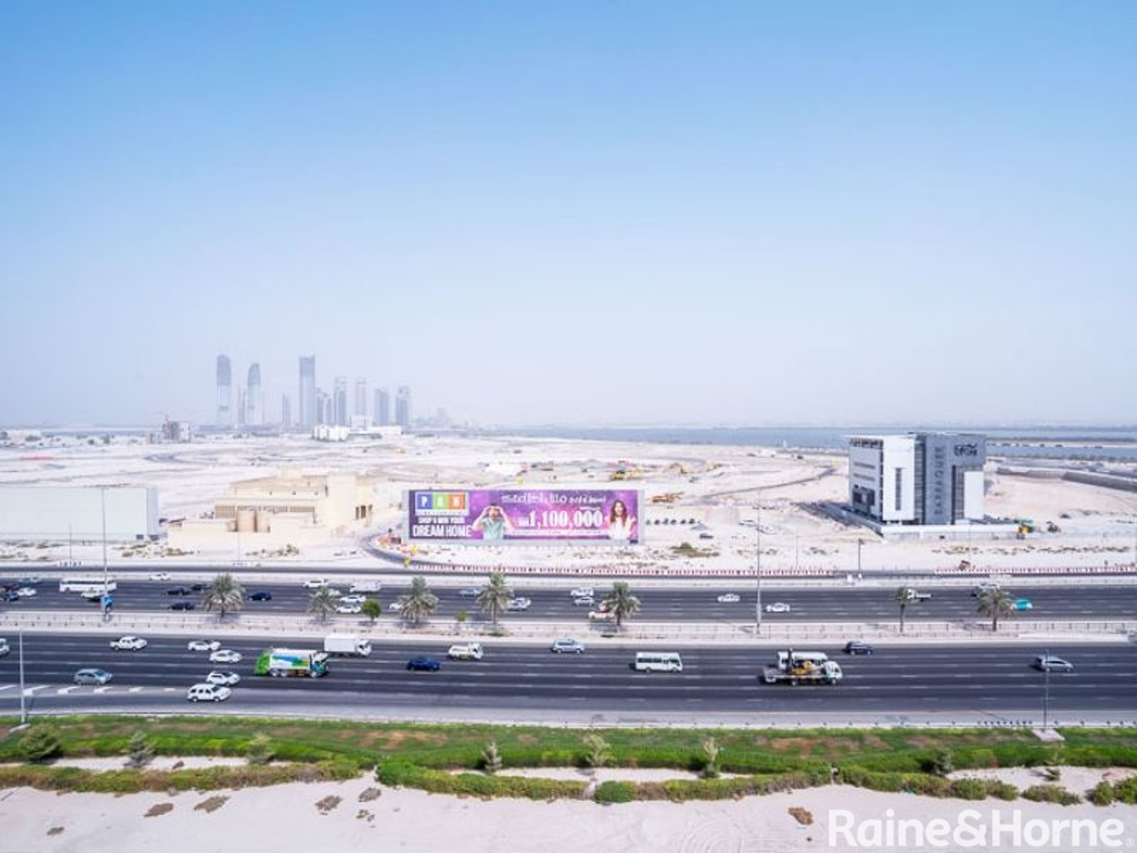 En-suite Bedrooms | Creek View | Maid's Room