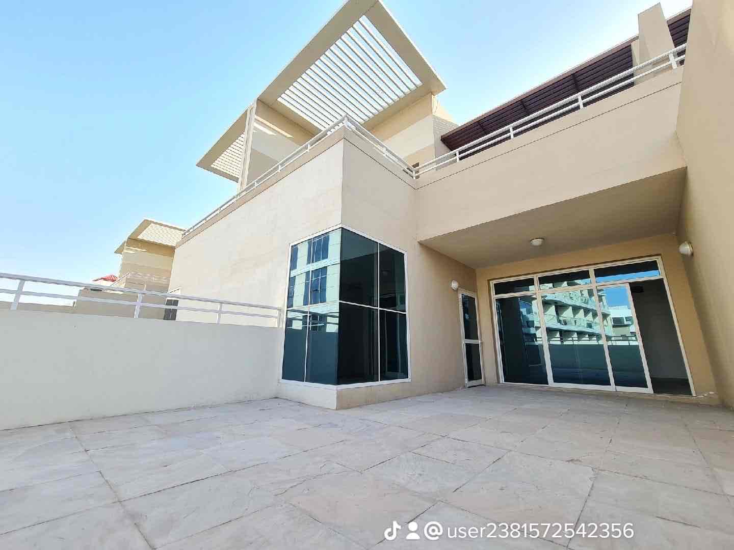 Jumeirah Village Circle (JVC) – Area & Community Guide » Bayut™