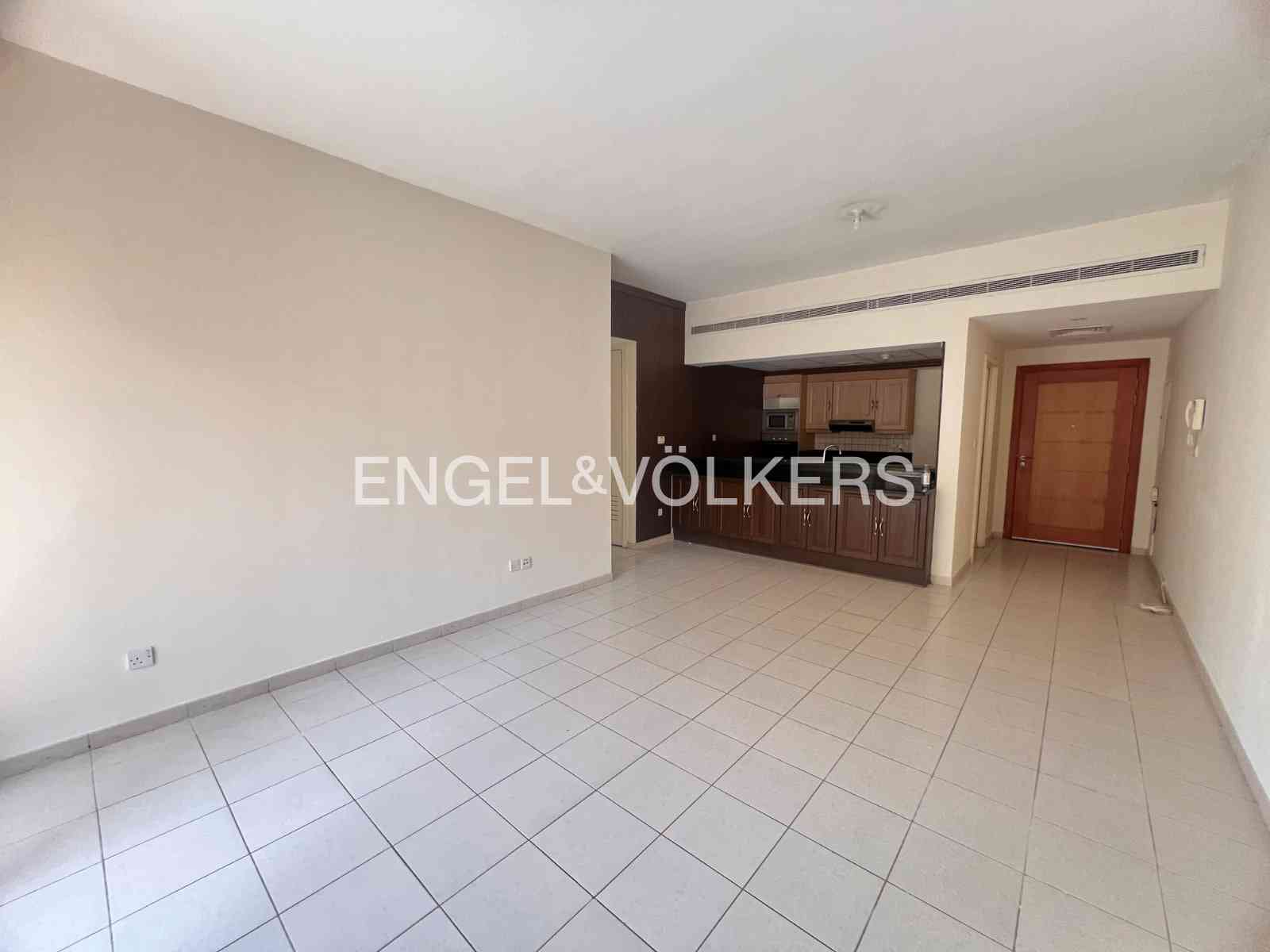 The Greens Area Guide | Bayut