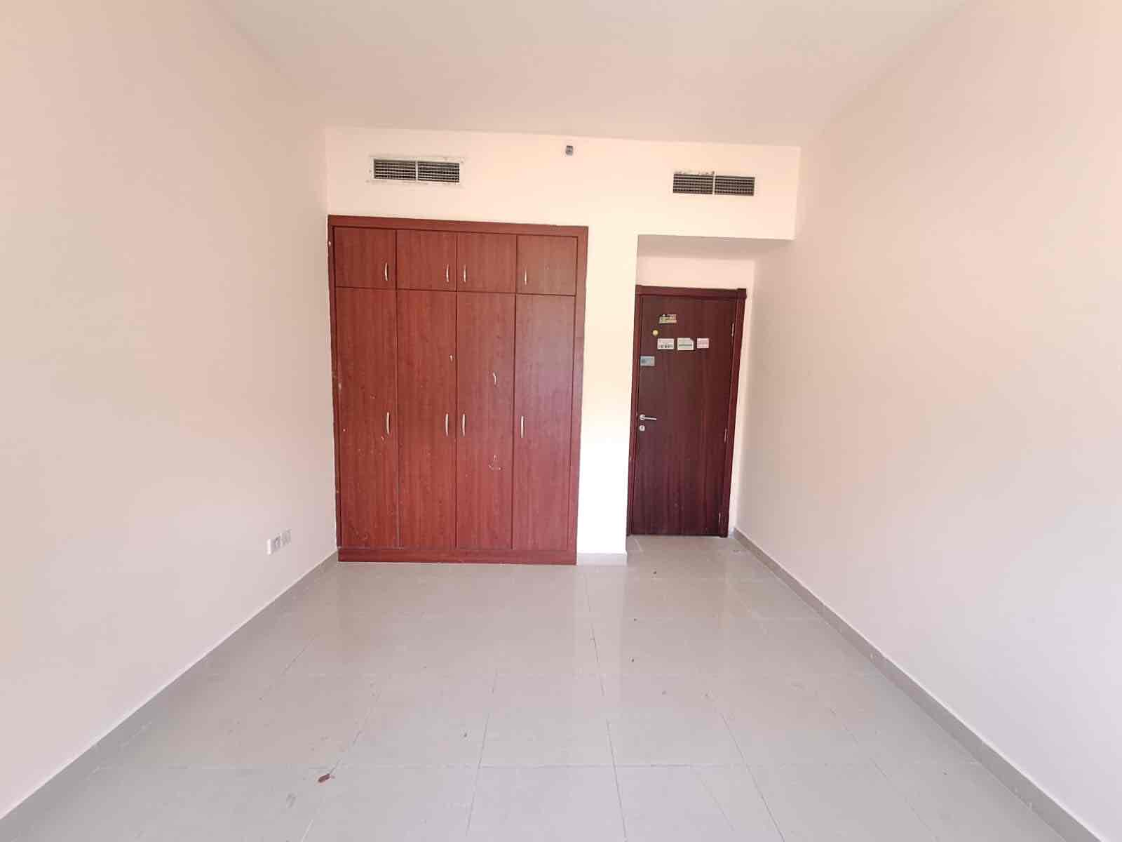 Al Wazir Building Guide | Bayut