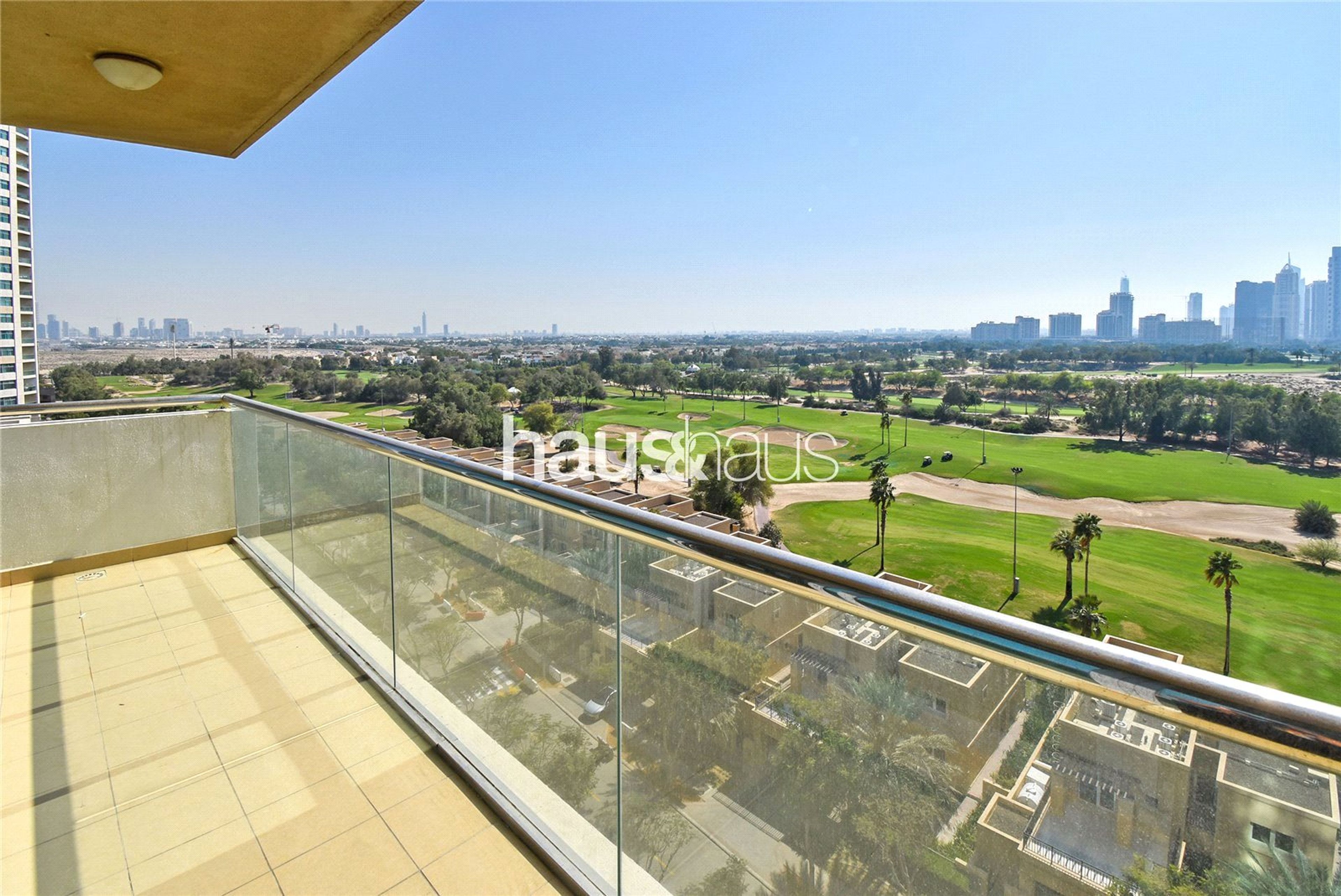 Golf Towers Guide | Bayut