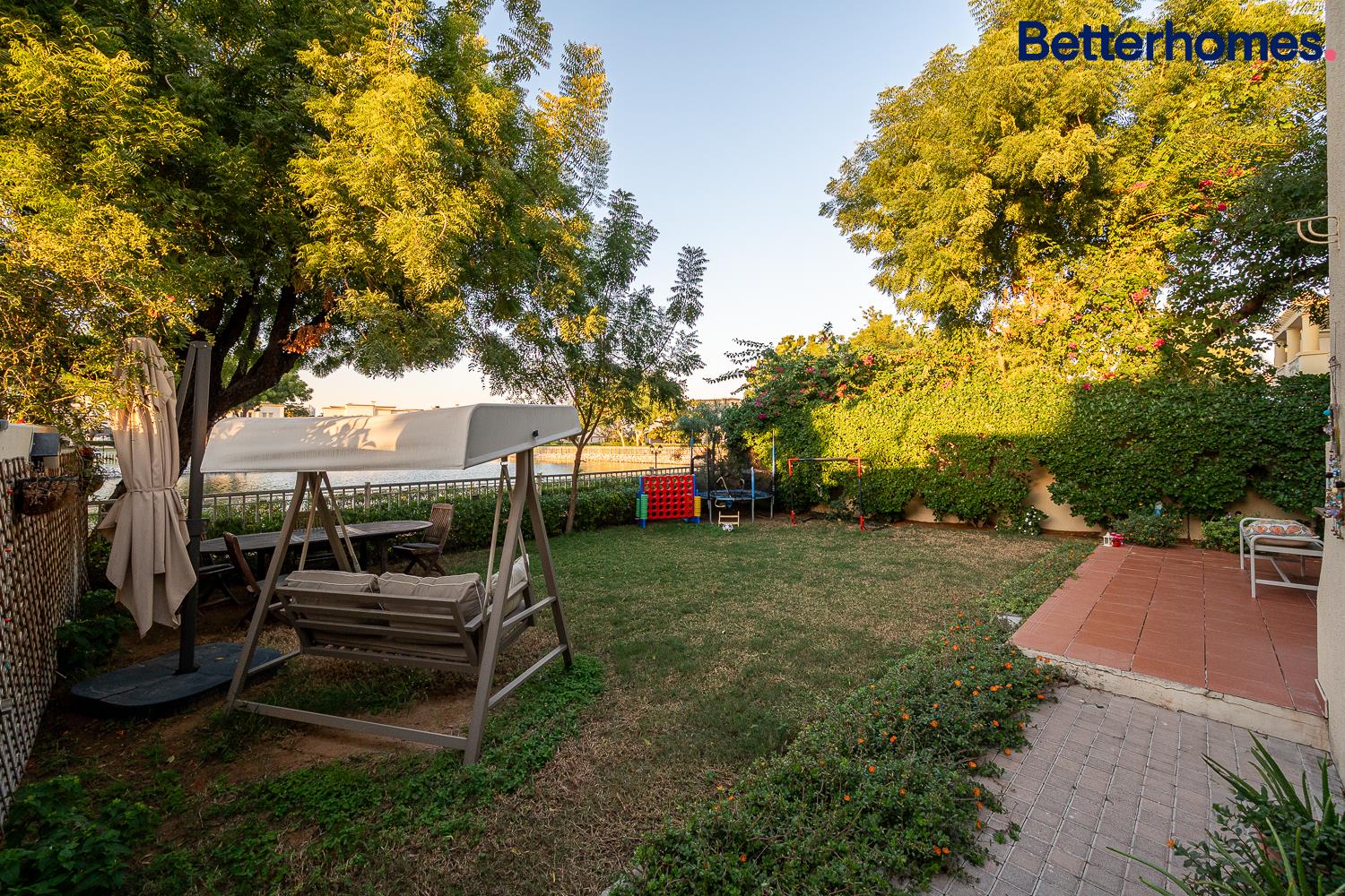 Springs Dubai | Complete Community Guide | Bayut