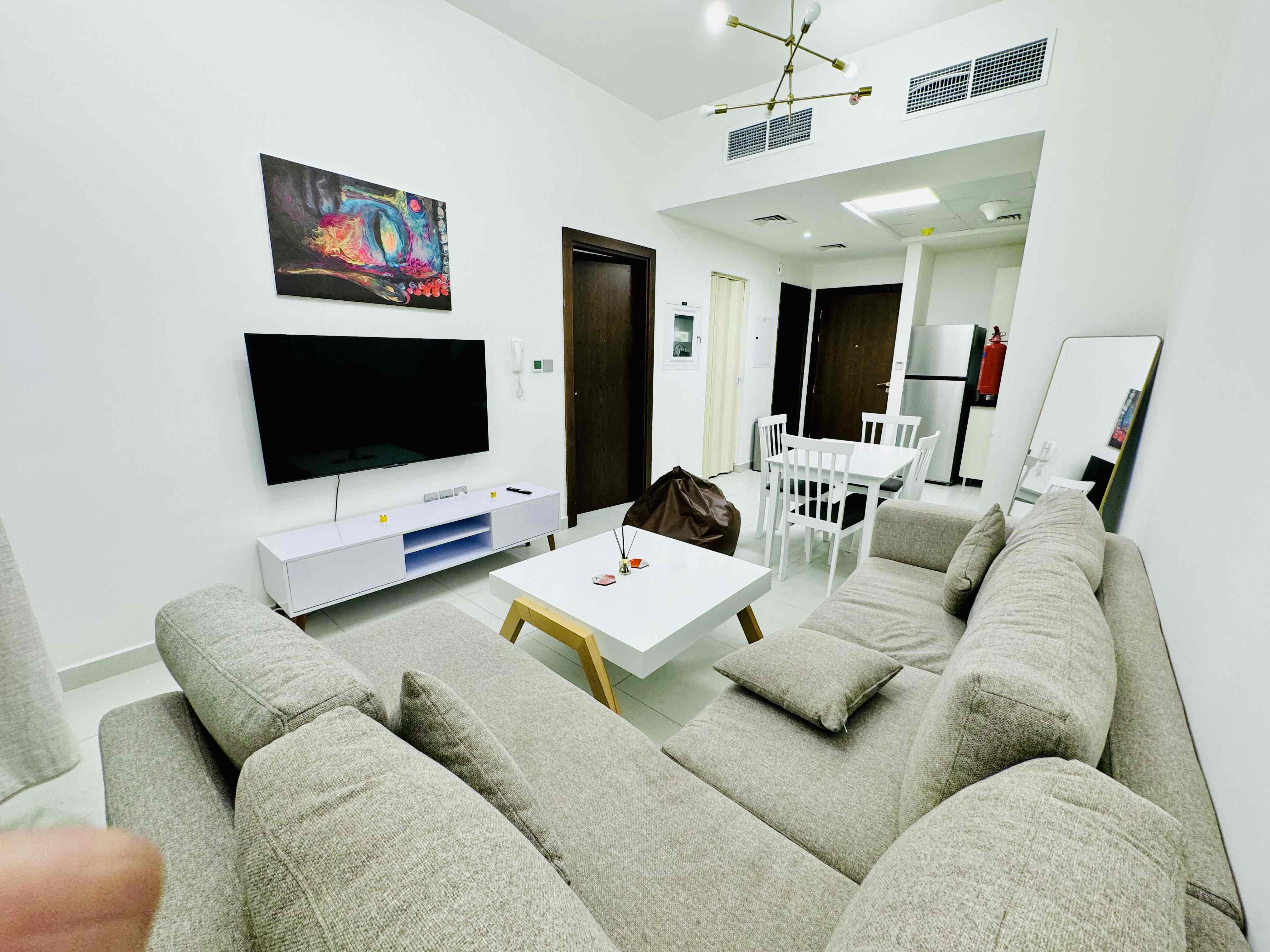 Binghatti Gate, JVC Building Guide | Bayut