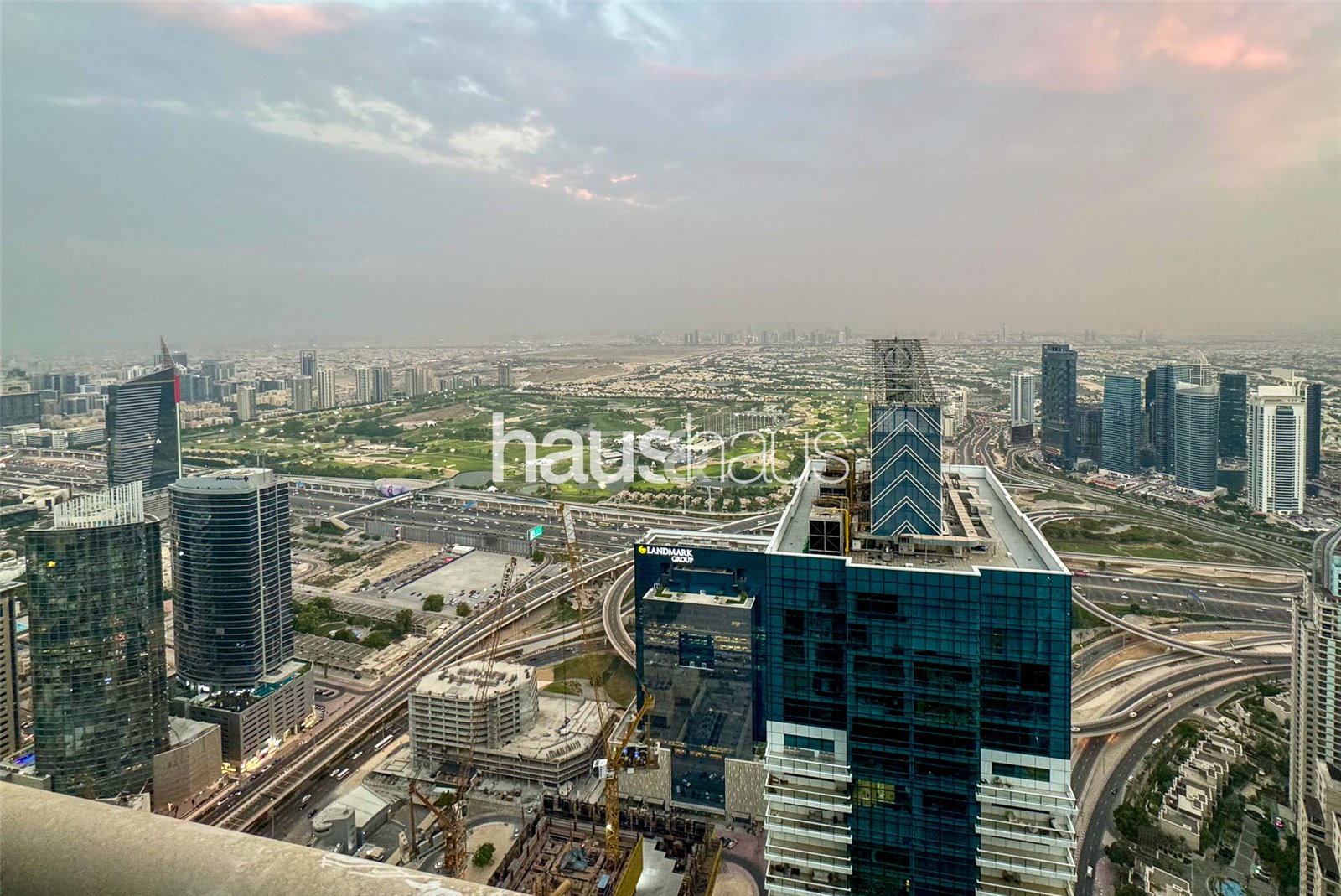 Marina Pinnacle Building Guide | Bayut