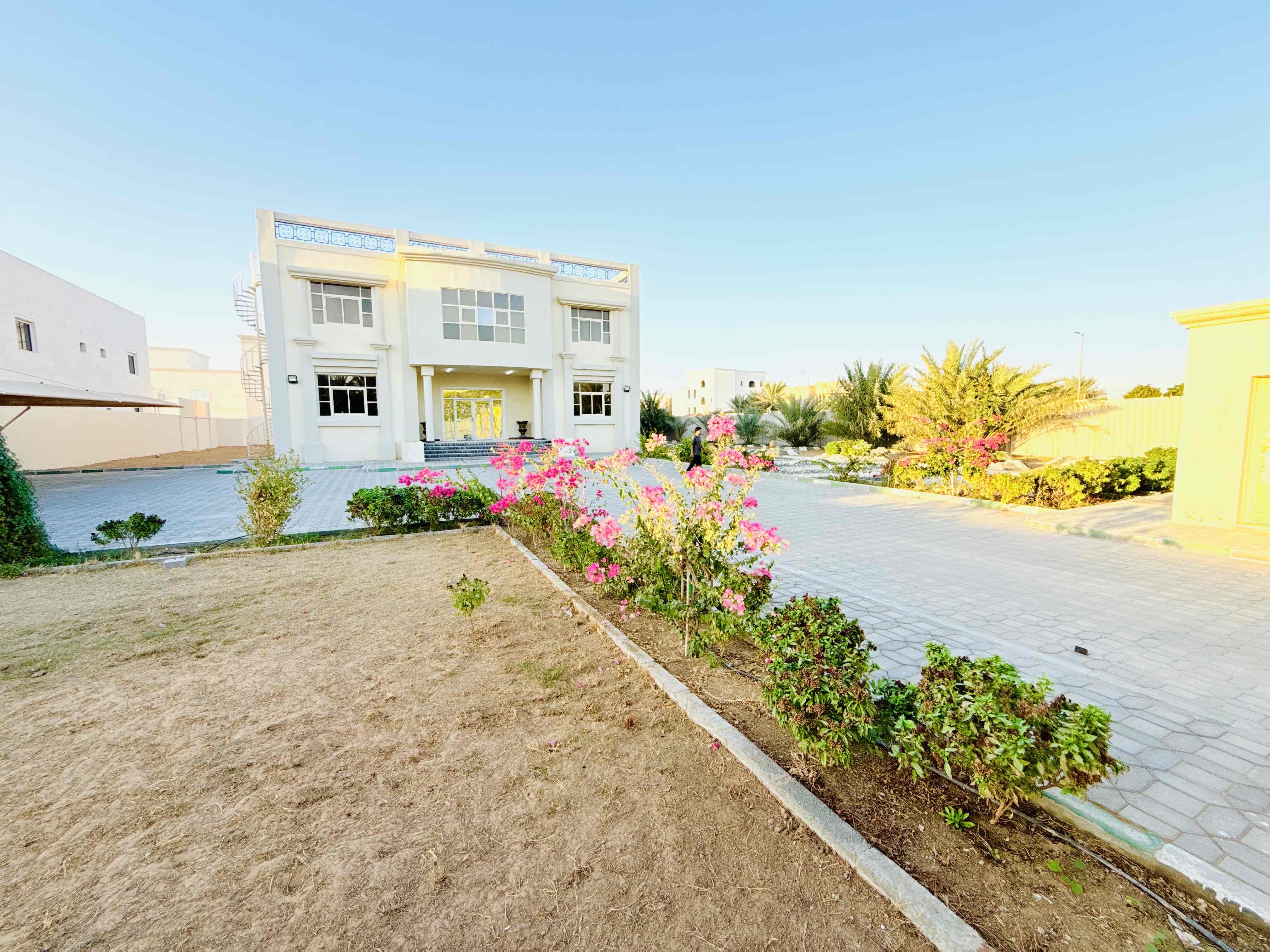 Al Sarouj Area Guide | Bayut