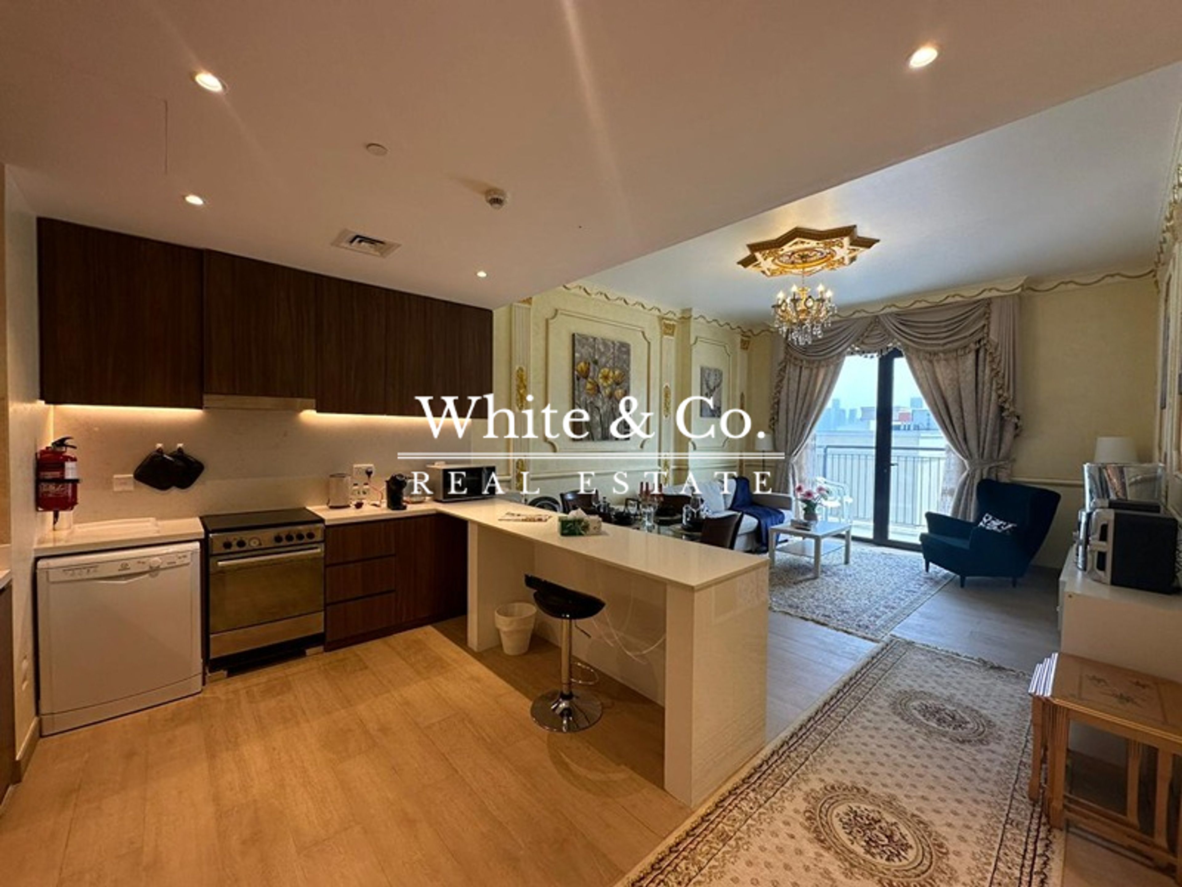 La Cote Tower 4 Building Guide | Bayut