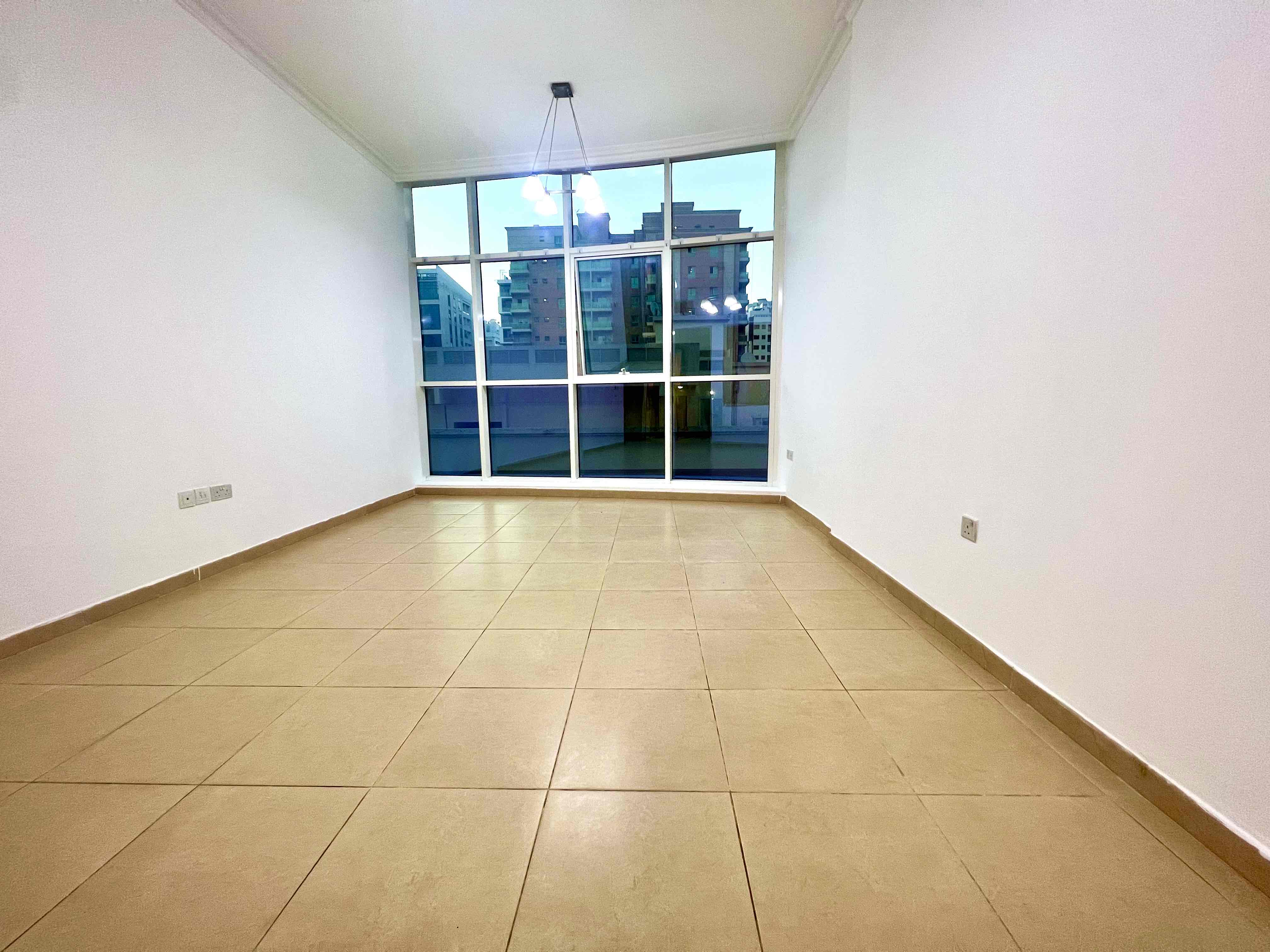 Al Zarooni Building Dubailand Guide | Bayut