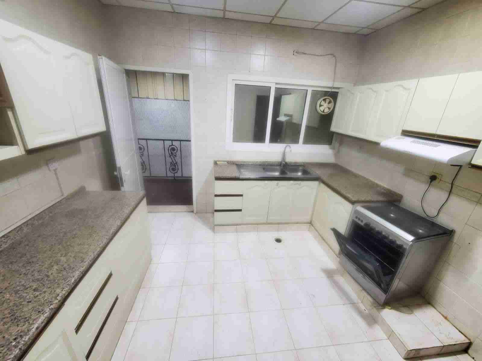 Al Azra Area Guide | Bayut