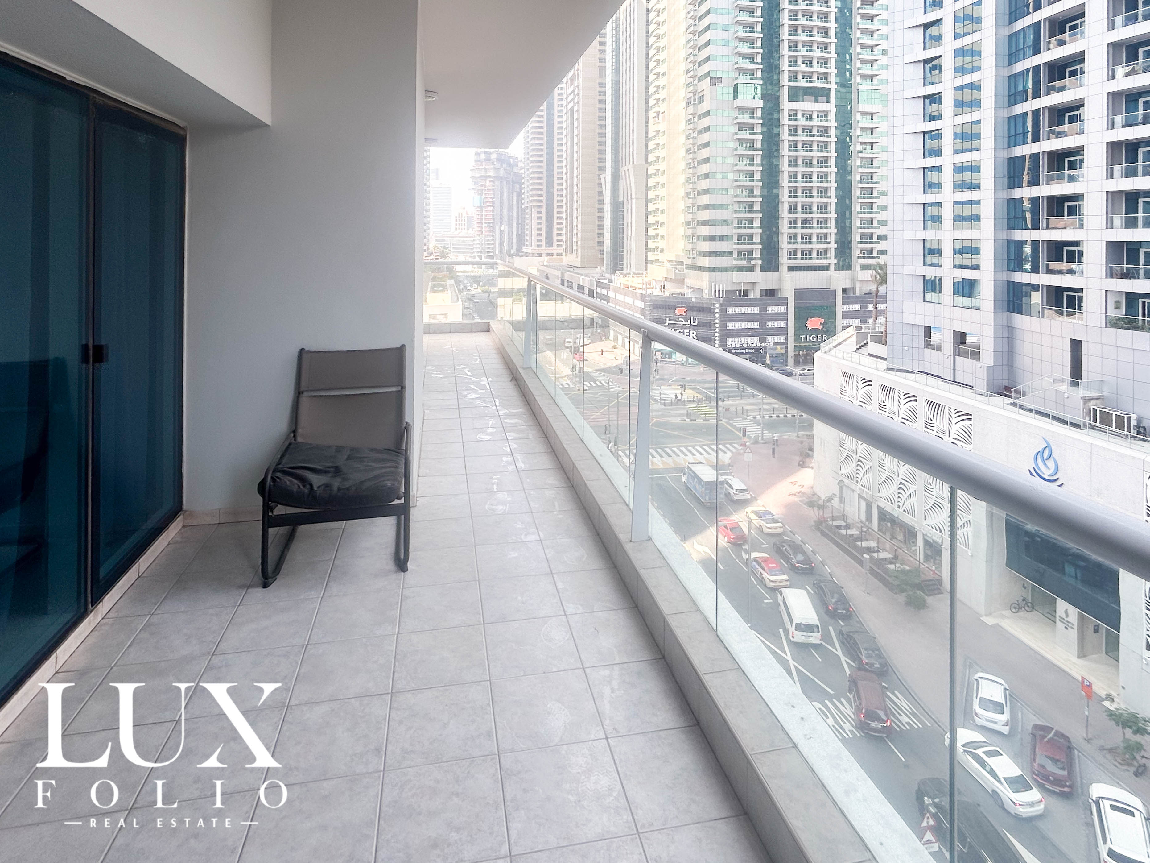 Emirates Crown Building Guide | Bayut