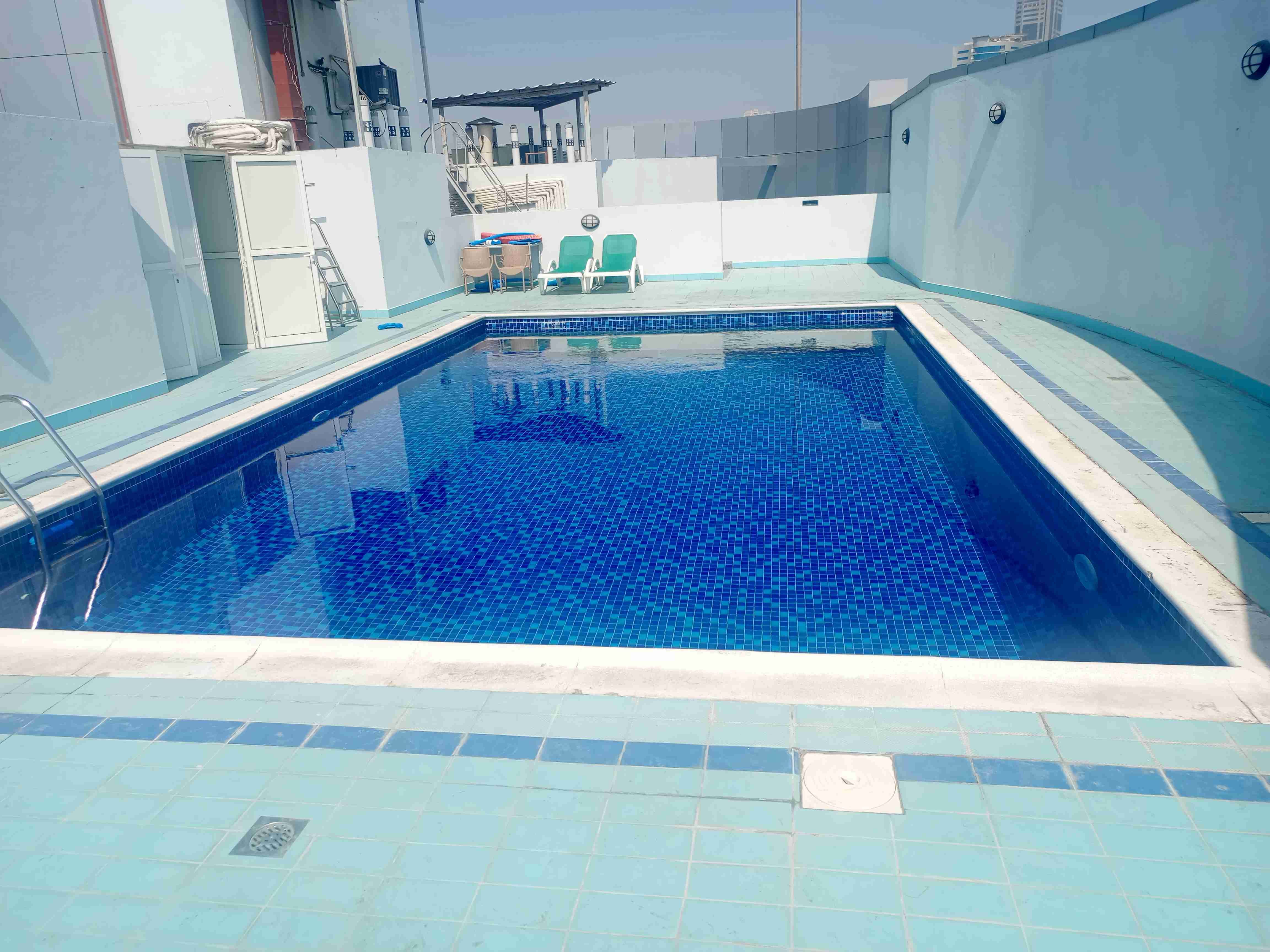 Al Zarooni Building Dubailand Guide | Bayut