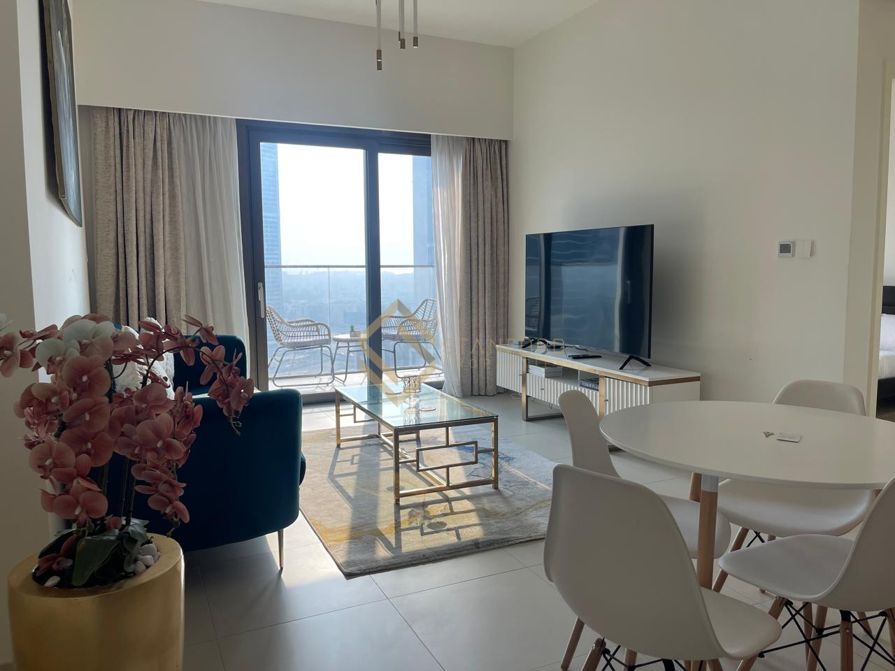 Burj Crown Tower Guide | Bayut