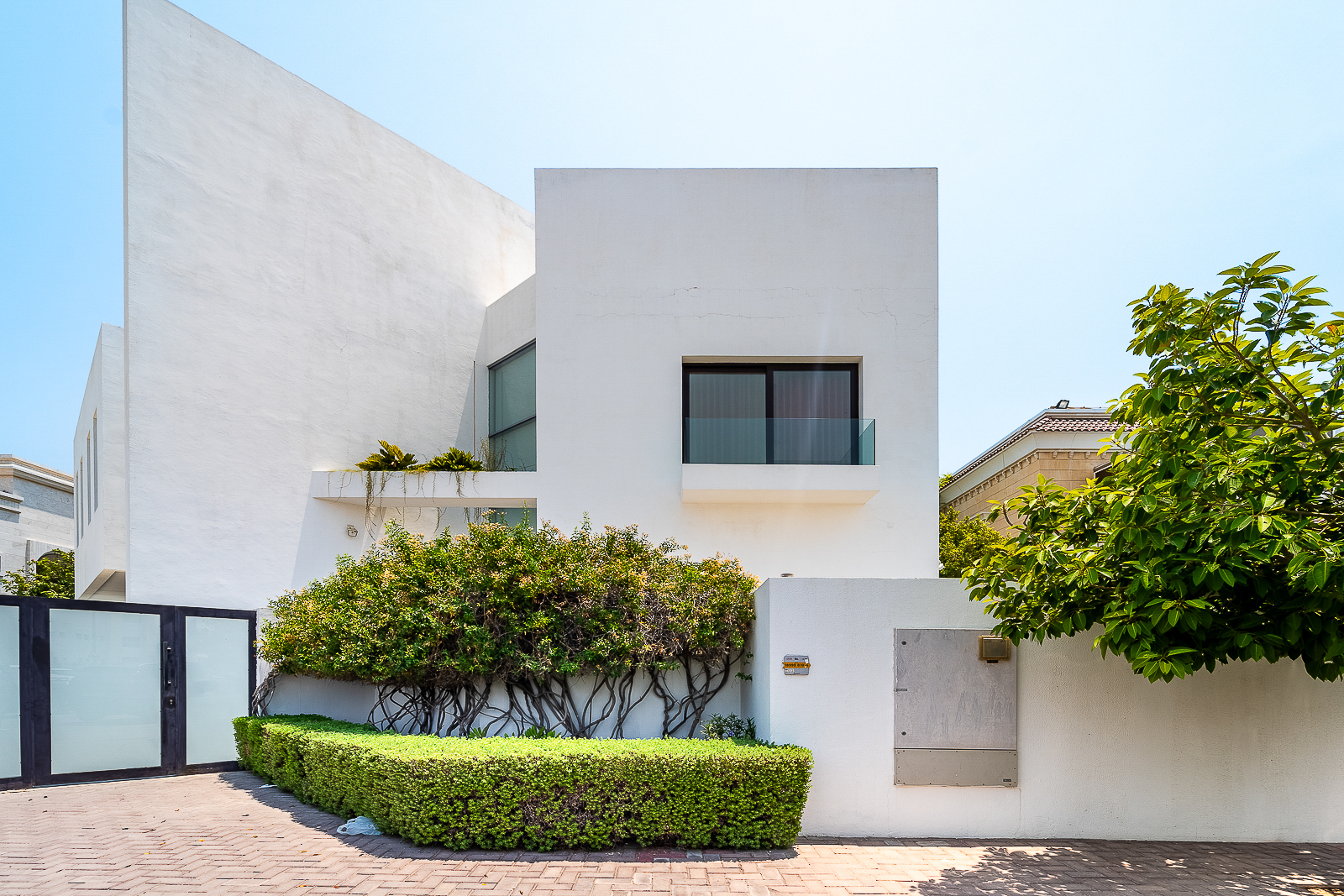 Umm Al Sheif Area Guide | Bayut