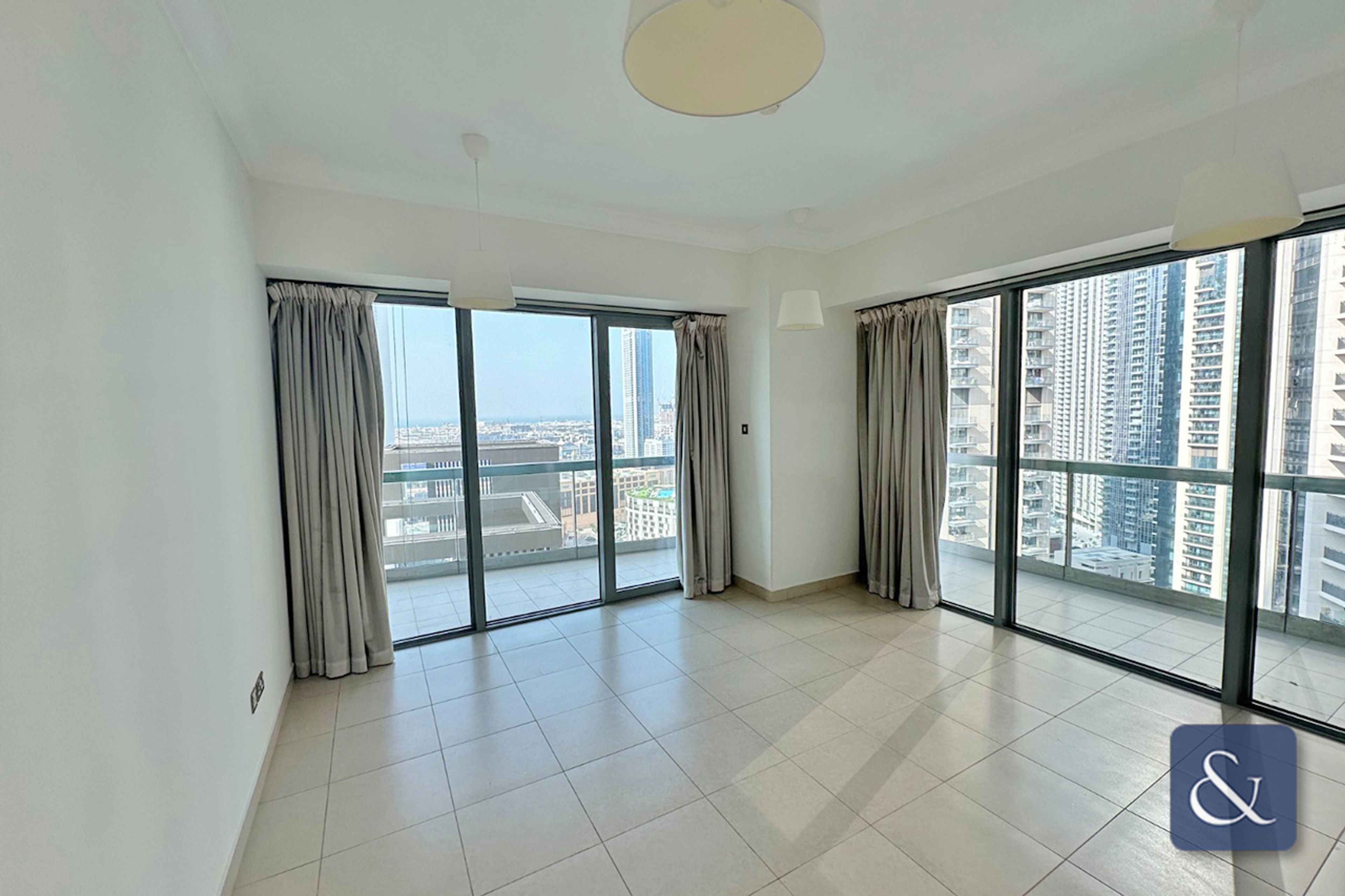 8 Boulevard Walk Building Guide | Bayut