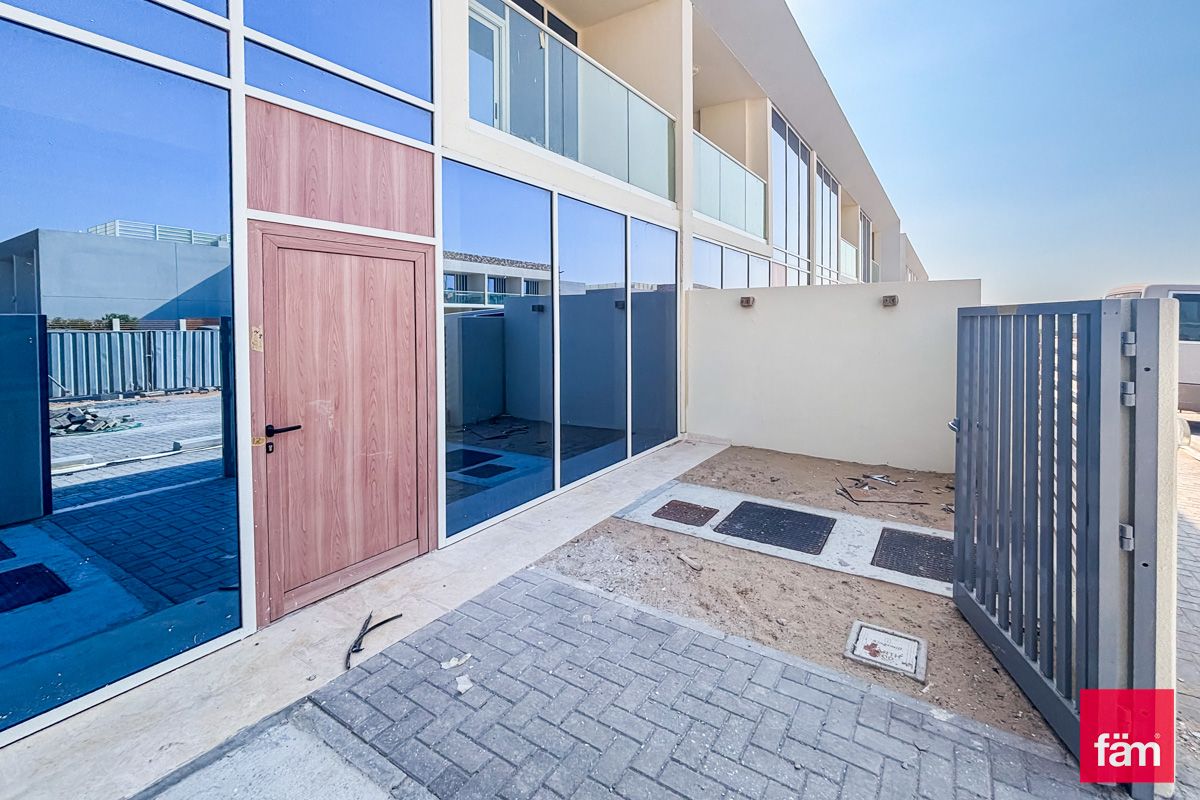 Rukan, Dubailand Area Guide | Bayut