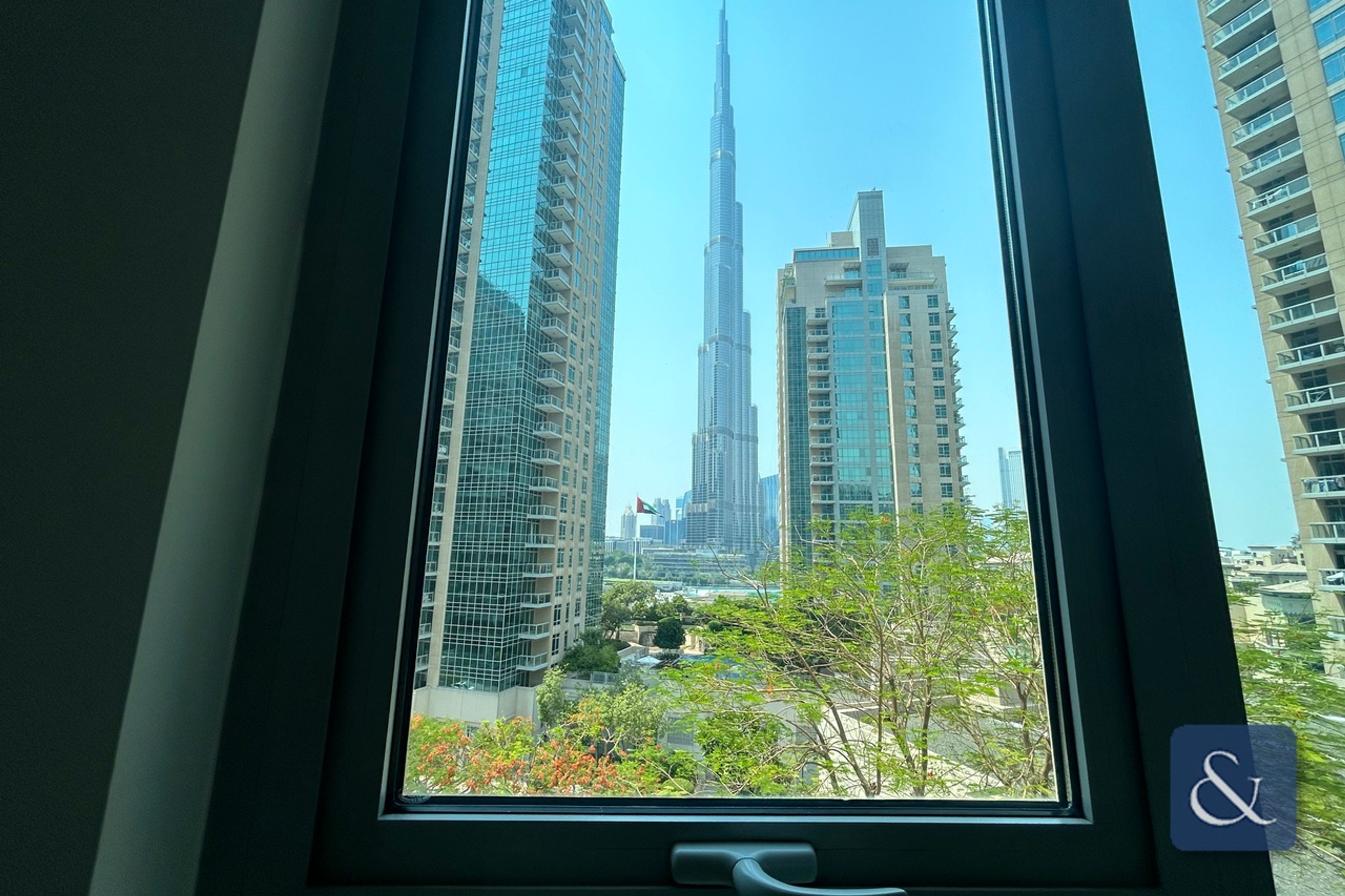The Residences, Downtown Dubai Building Guide | Bayut