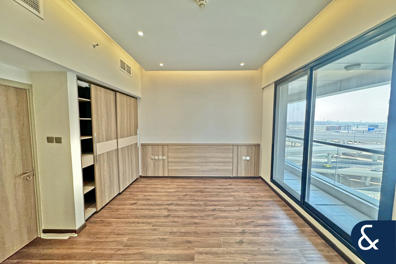 Escan Marina Tower, Dubai Marina Guide | Bayut