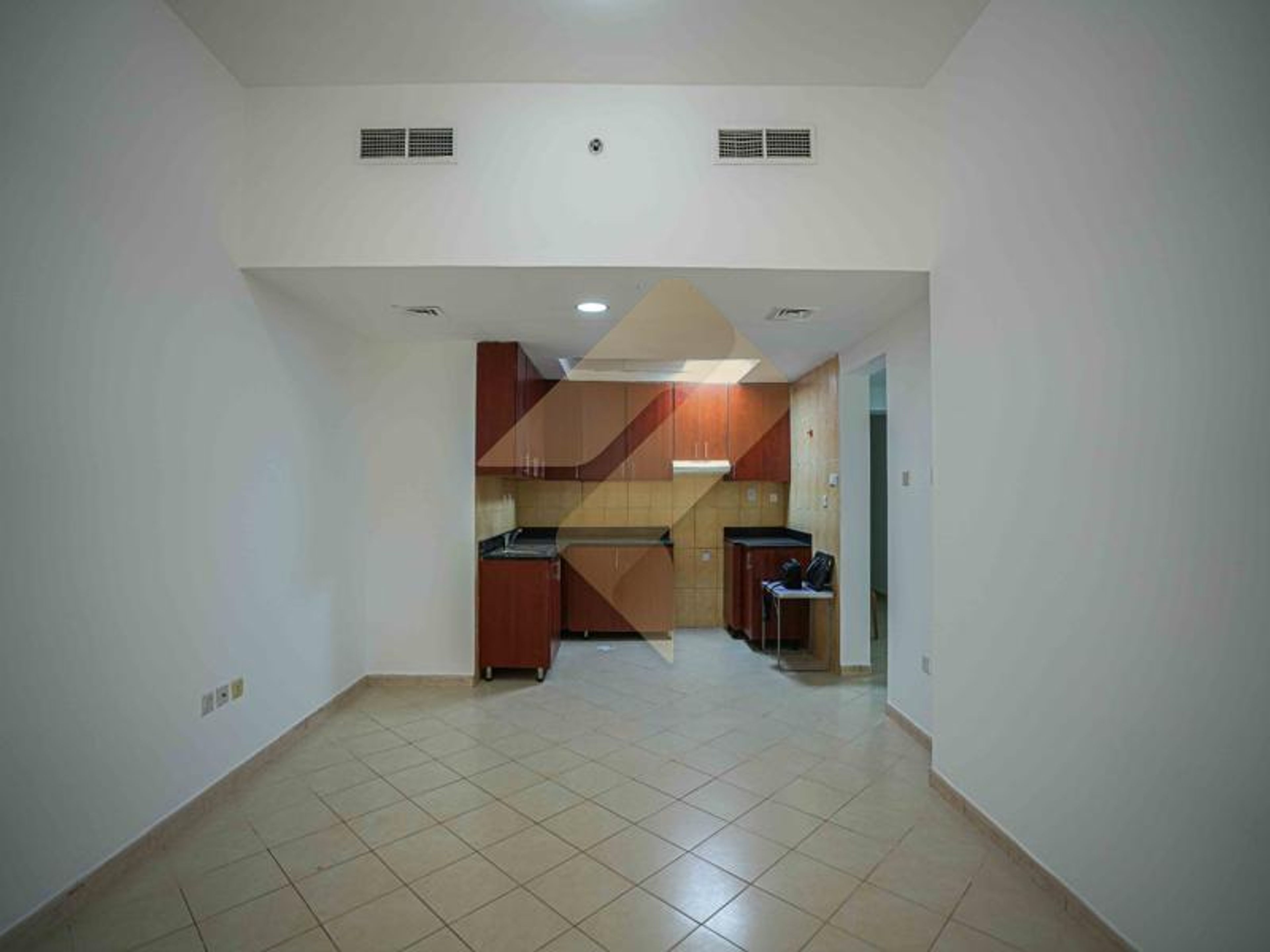 Escan Marina Tower, Dubai Marina Guide | Bayut