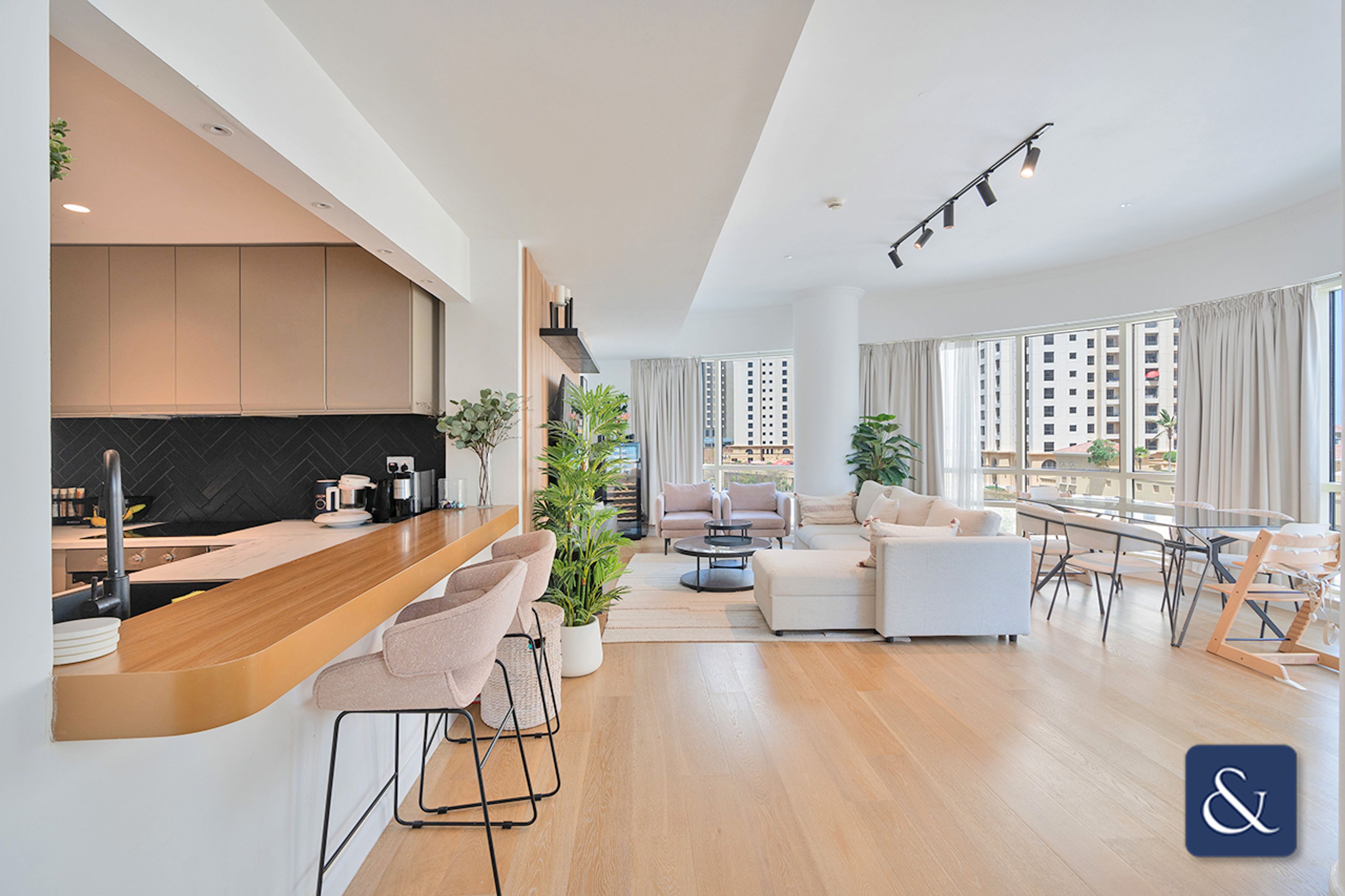 Al Sahab Tower Guide | Bayut