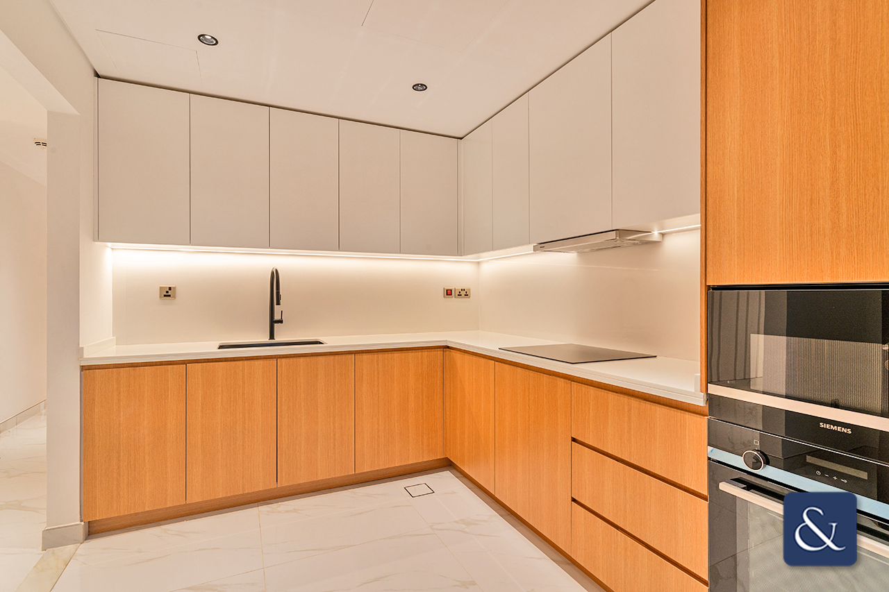 Amwaj 4, JBR Building Guide | Bayut