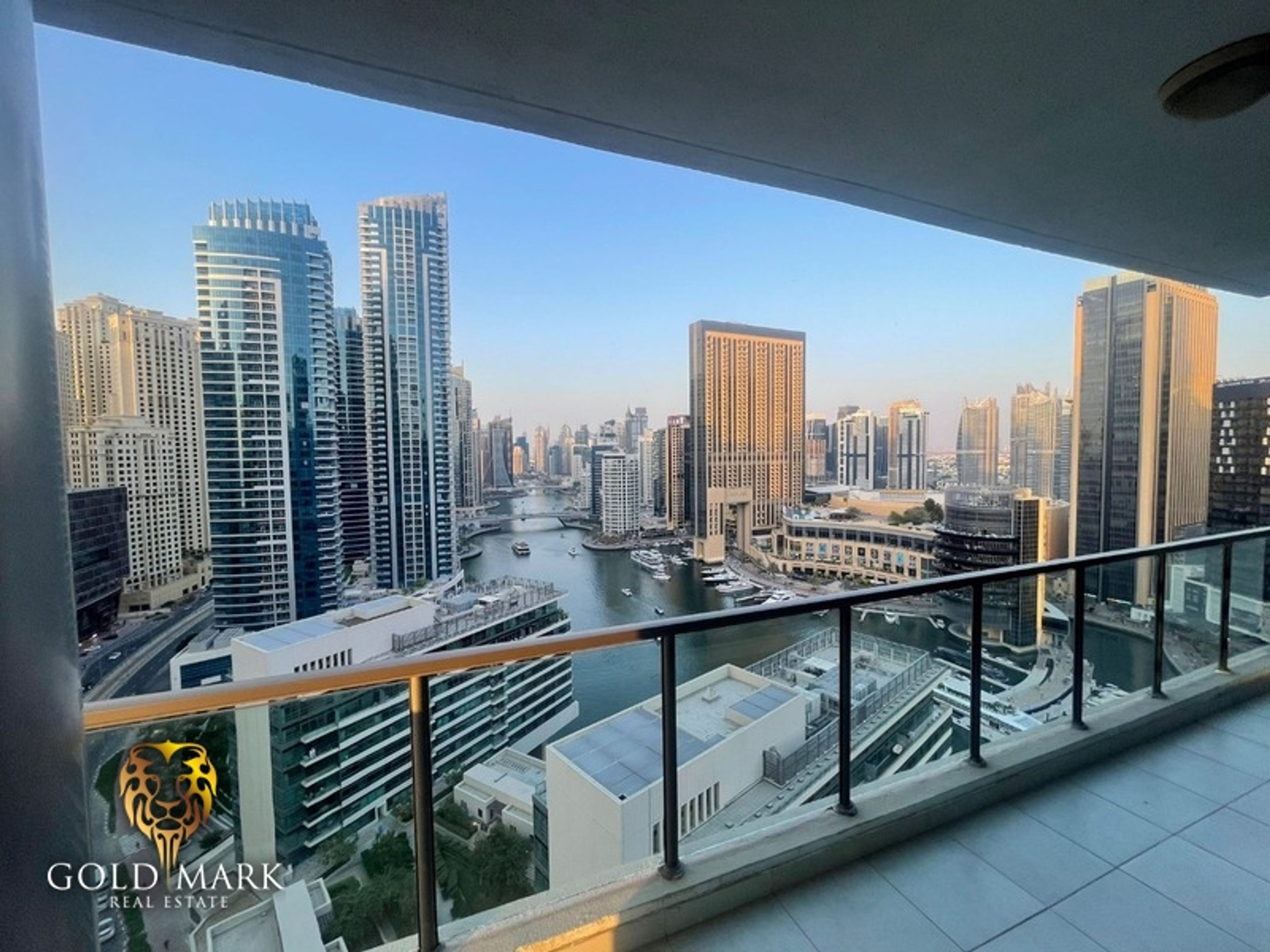 Marina Quays West Building Guide | Bayut