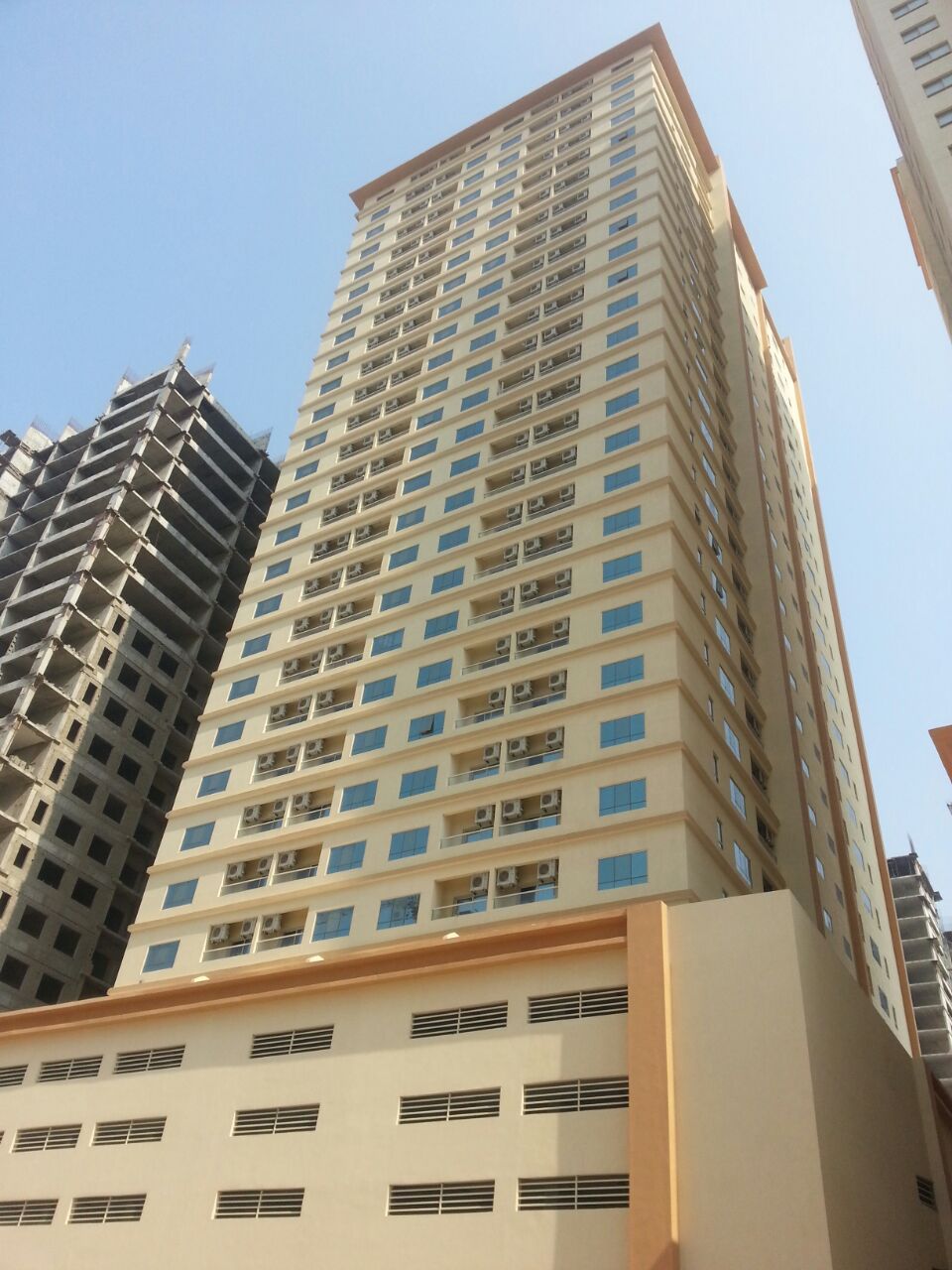 Lake Tower, Emirates City, Ajman