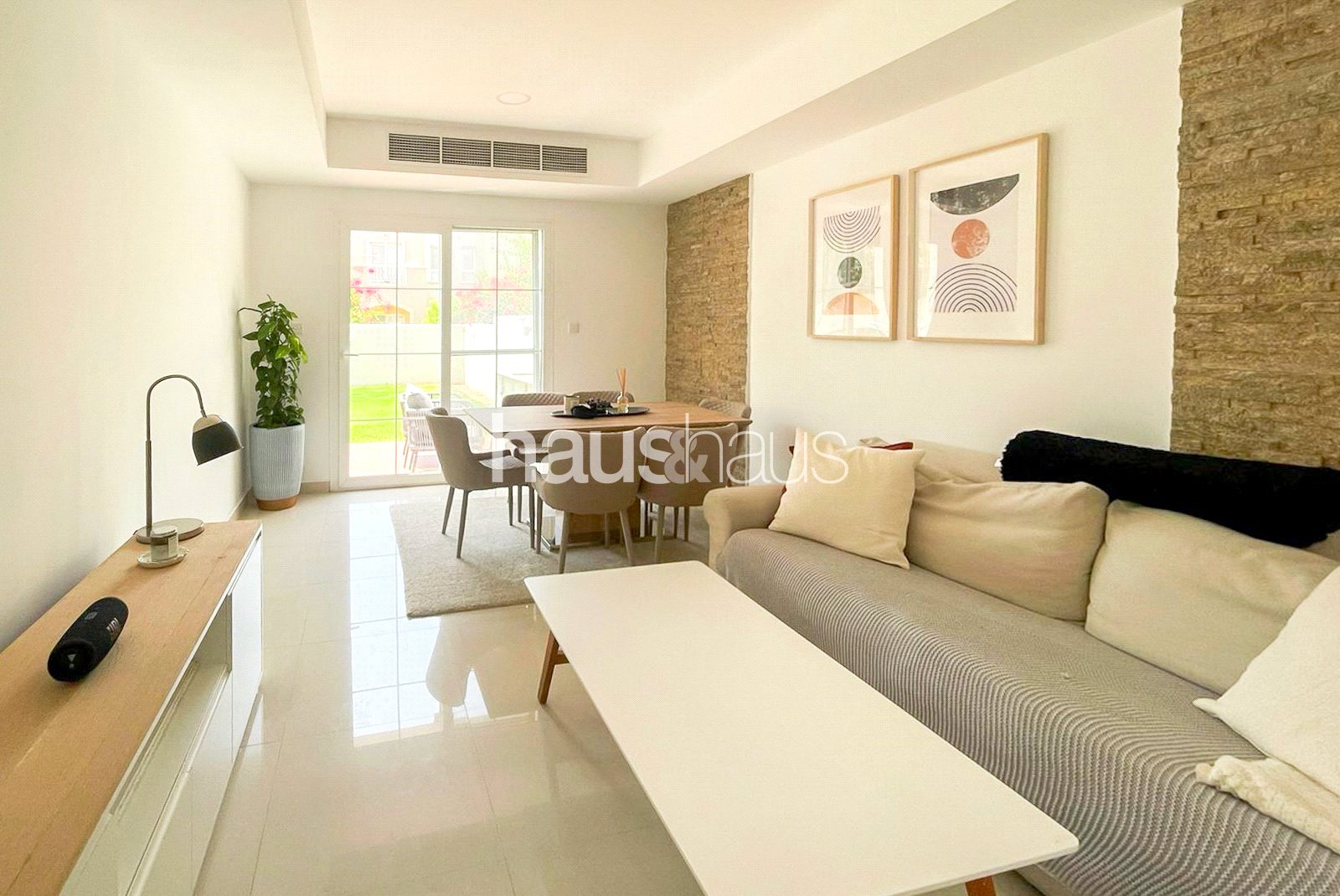 Springs Dubai | Complete Community Guide | Bayut