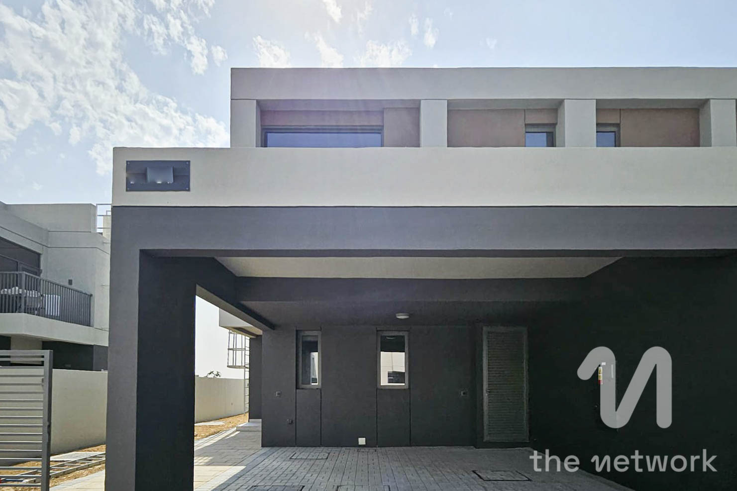 The Pulse Beachfront Dubai South Area Guide | Bayut