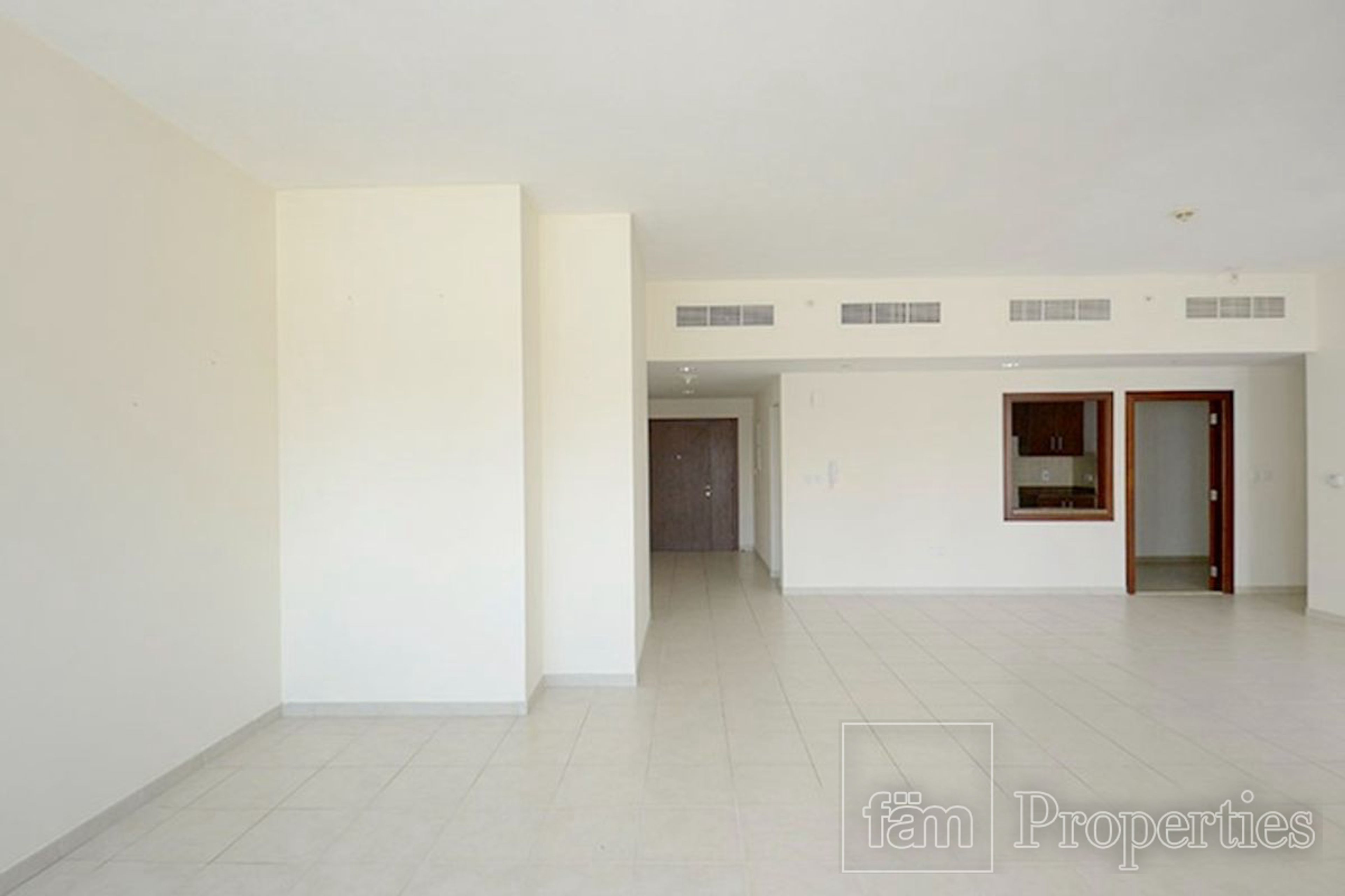 Executive Towers Business Bay Guide | Bayut