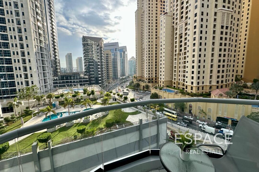 The Point Dubai Marina Building Guide | Bayut