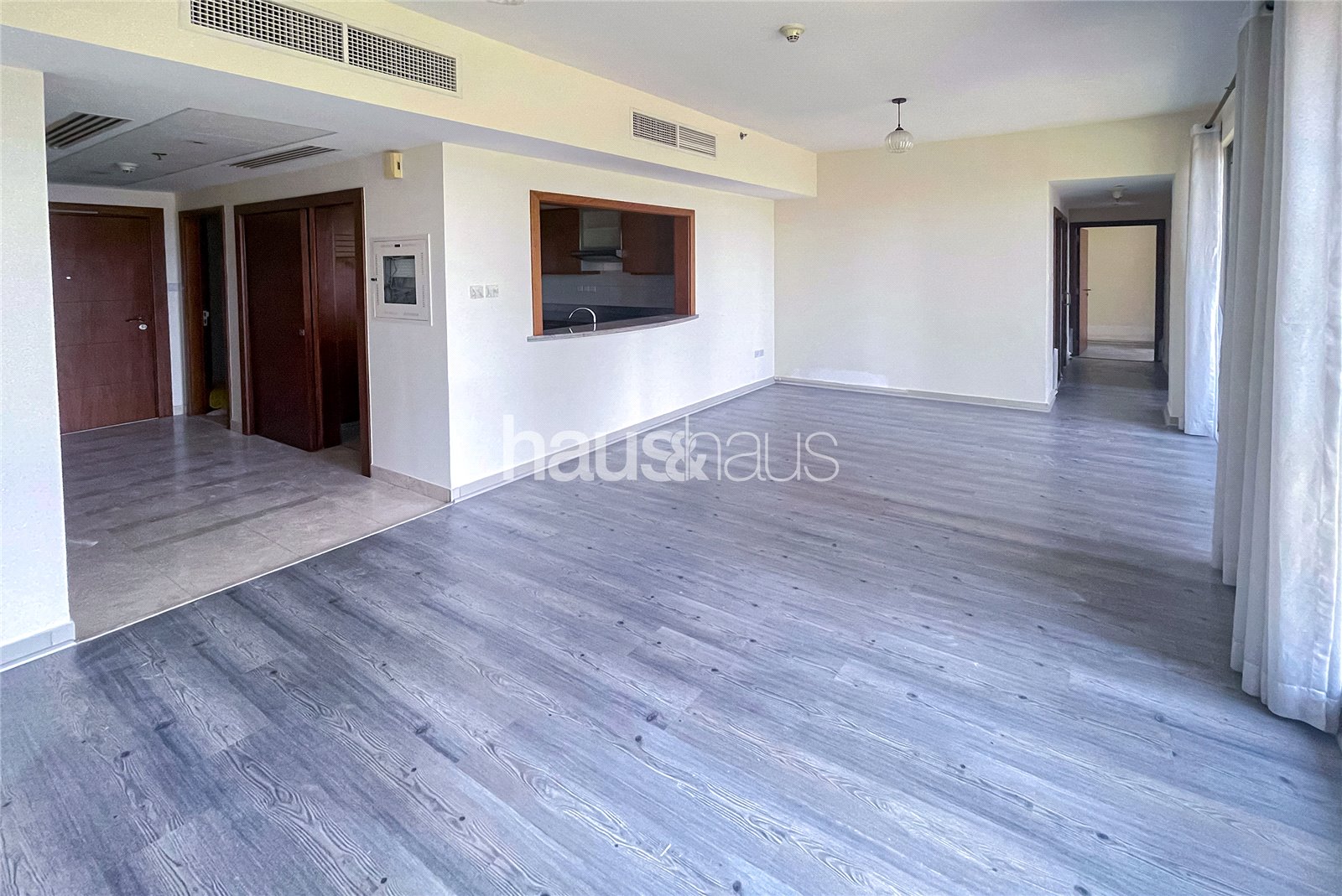 Standpoint Towers Guide | Bayut