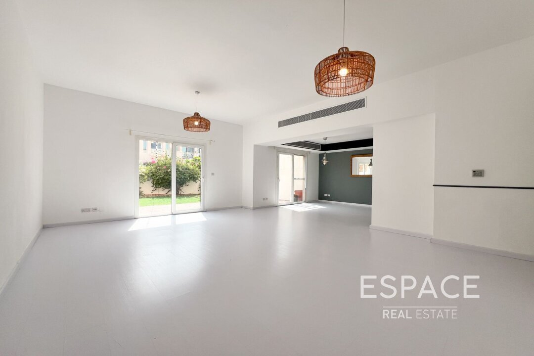 Maeen, The Lakes Area Guide | Bayut