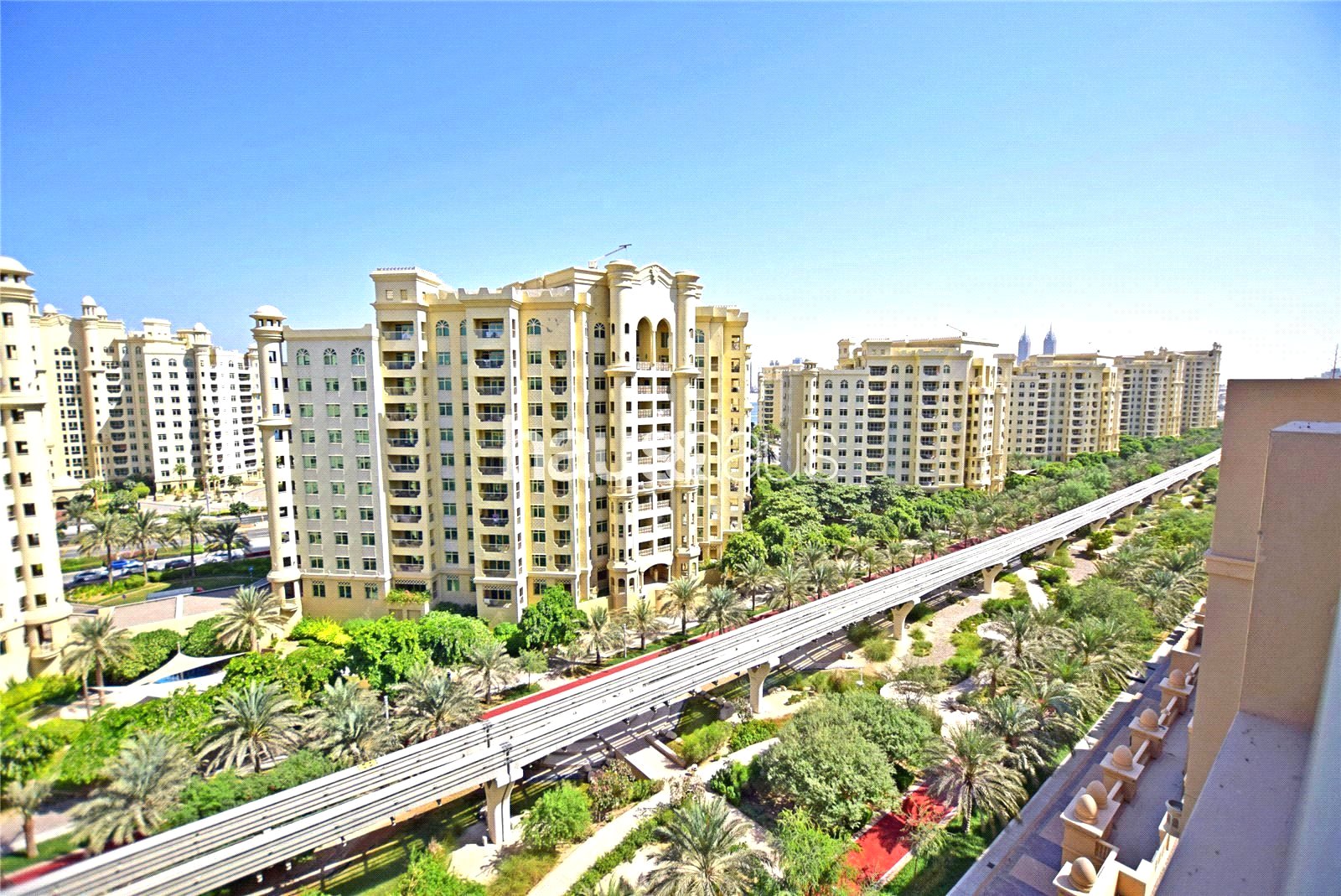 Golden Mile Palm Jumeirah Building Guide | Bayut